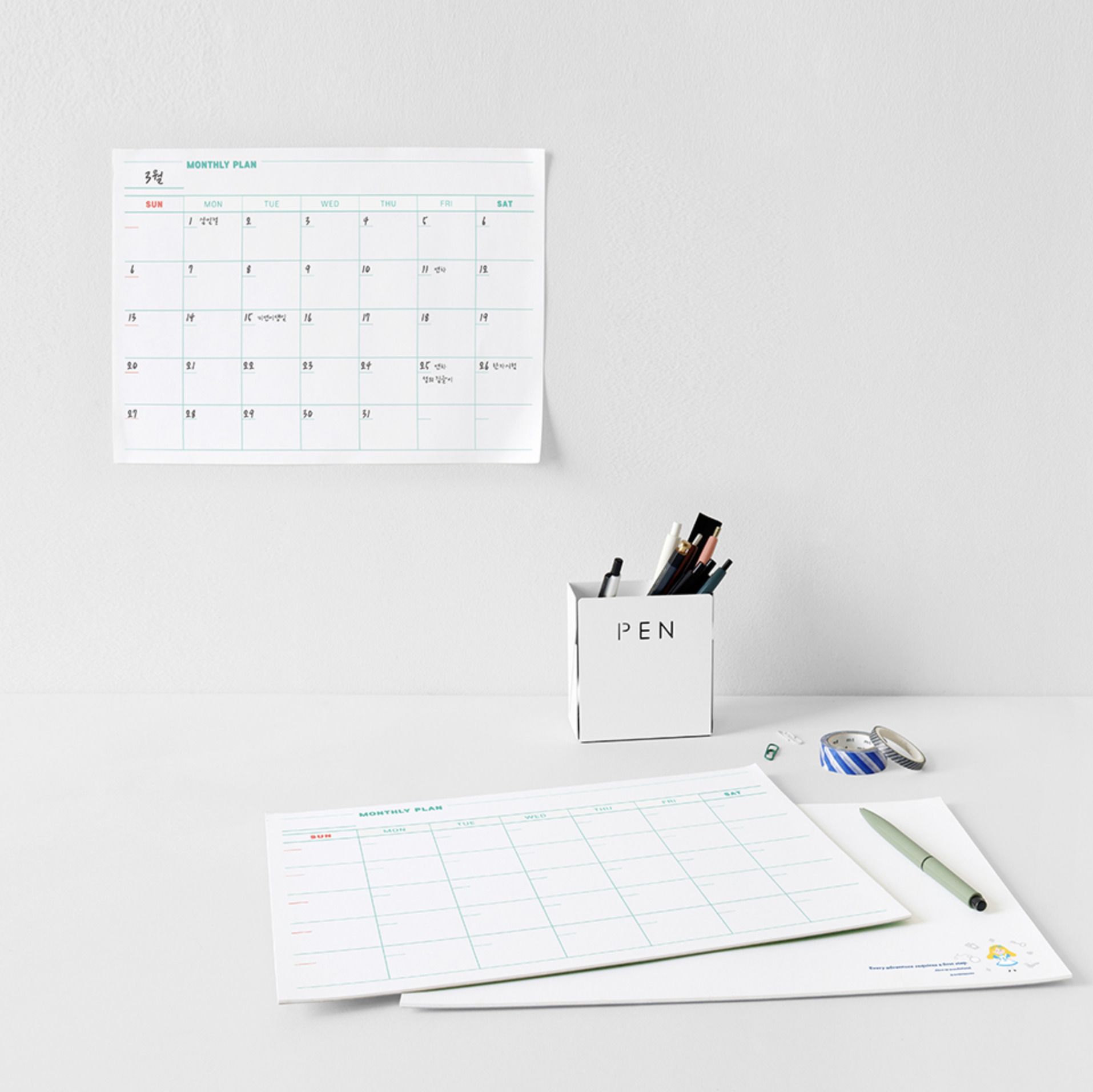 MochiThings: A4 Full Sticky Poster Note