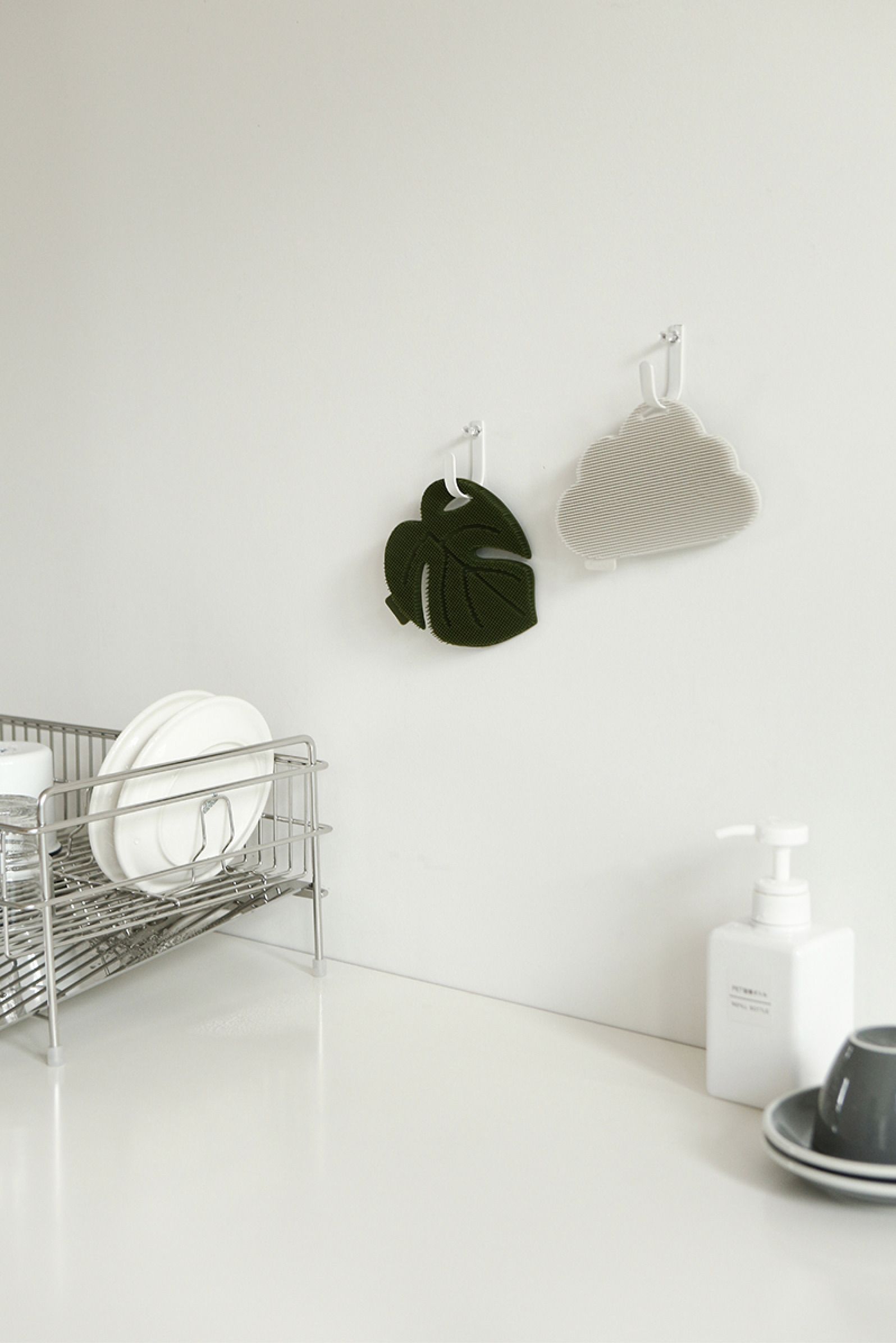 MochiThings: Silicone Dish Scrubber
