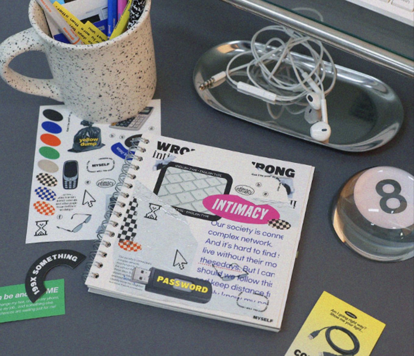 MochiThings: 28pcs Digital Themed Sticker Set