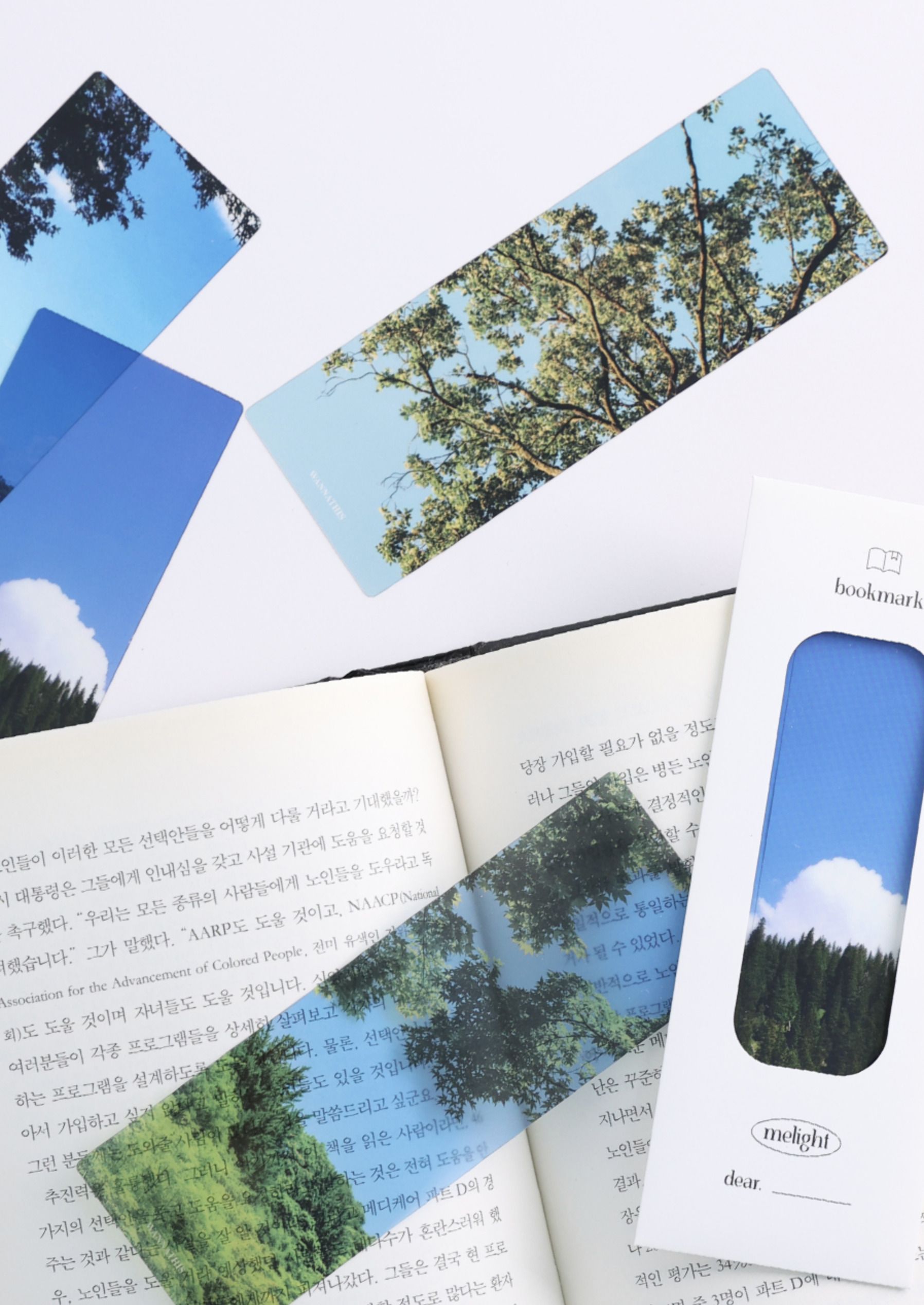 MochiThings: 4pcs Photograph Translucent Bookmark