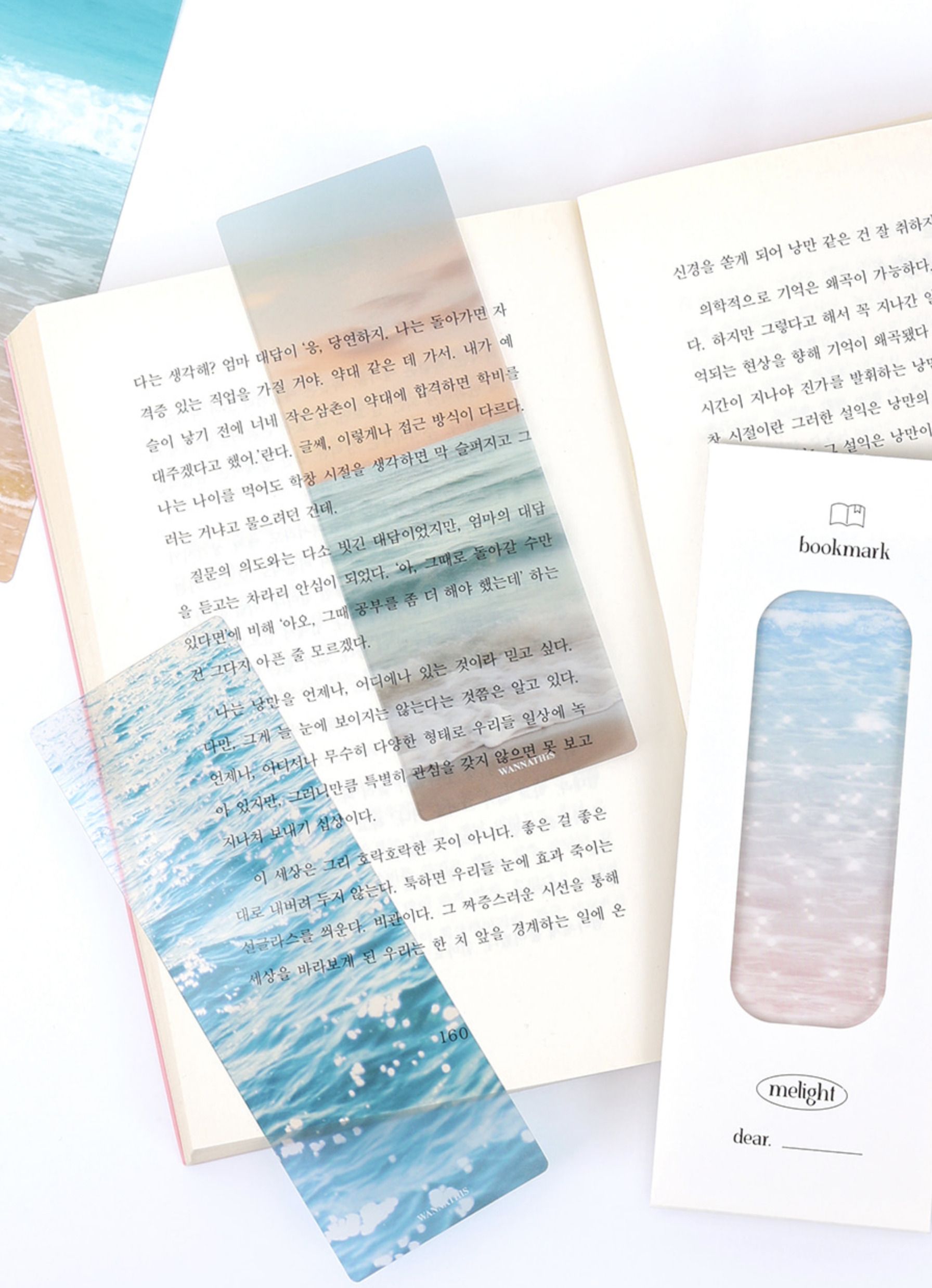 MochiThings: 4pcs Photograph Translucent Bookmark