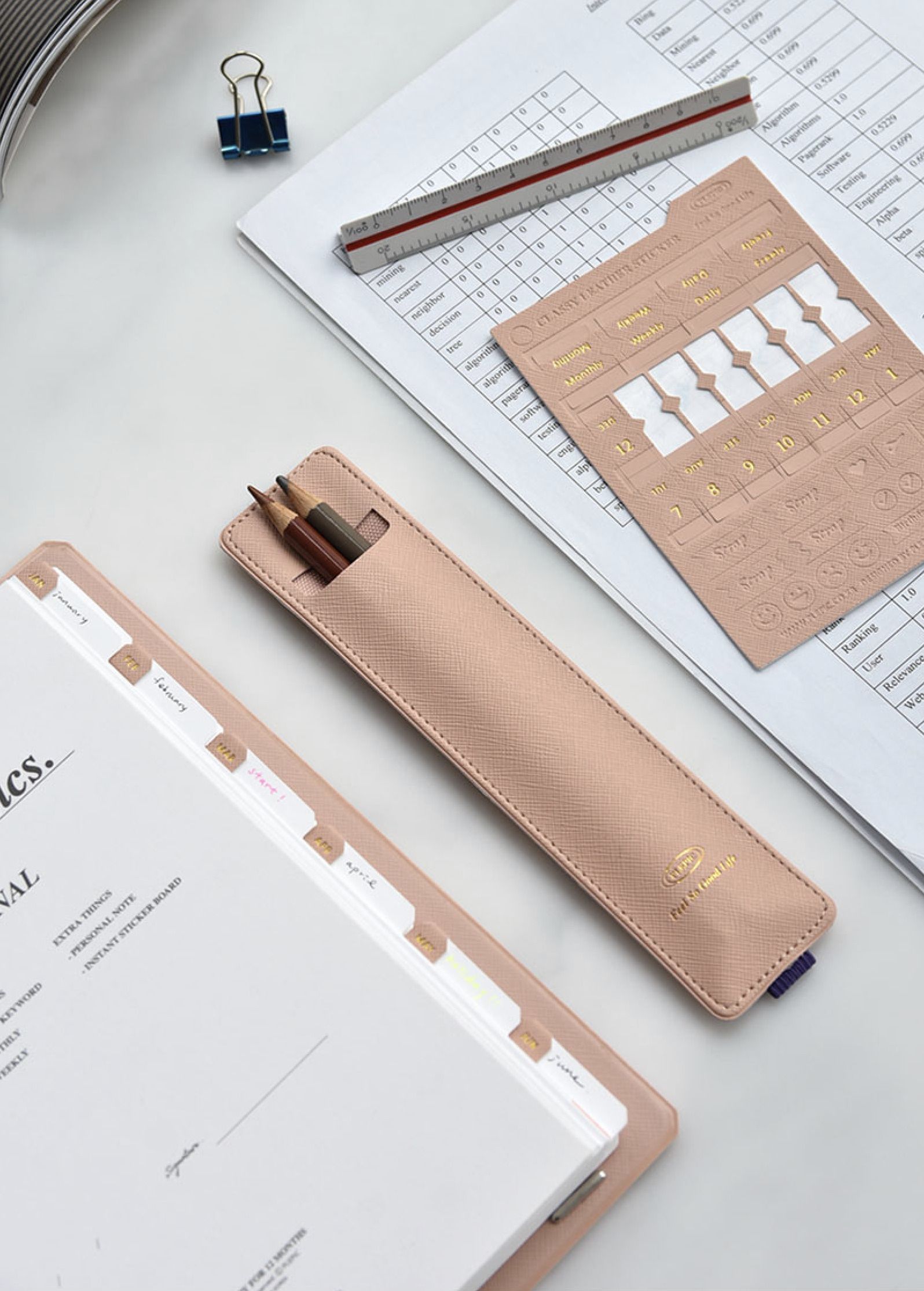 MochiThings: Classy Attachable Pen Holder