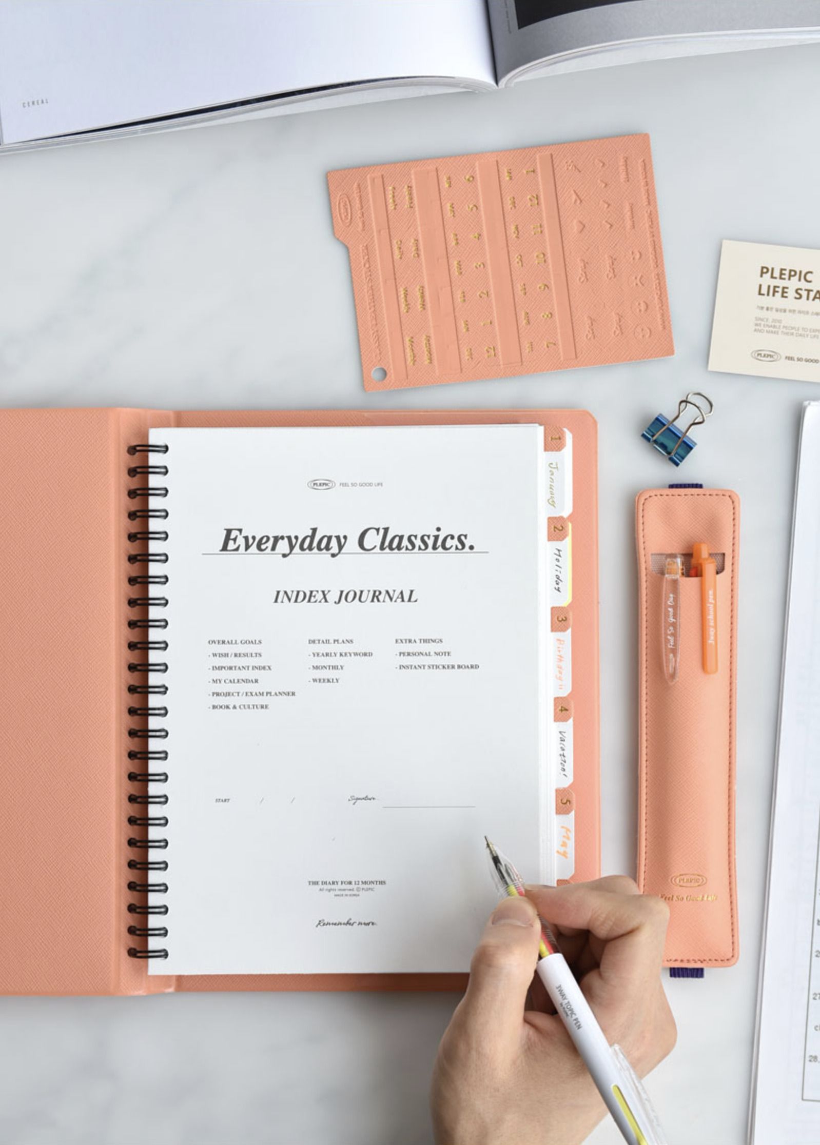 MochiThings: Classy Attachable Pen Holder