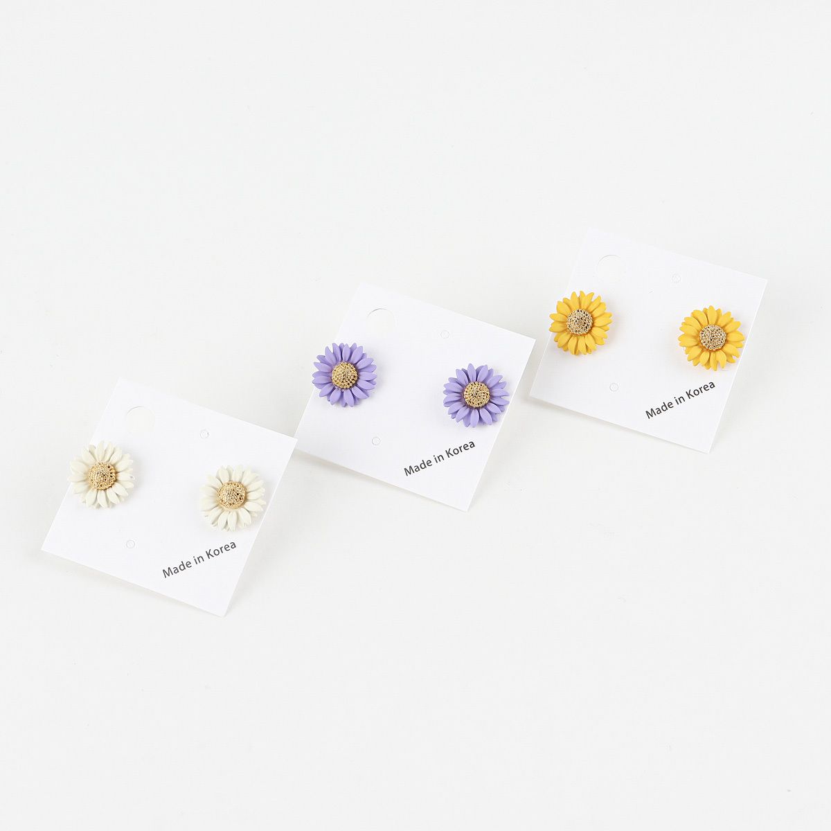 MochiThings: Sunflower Earrings