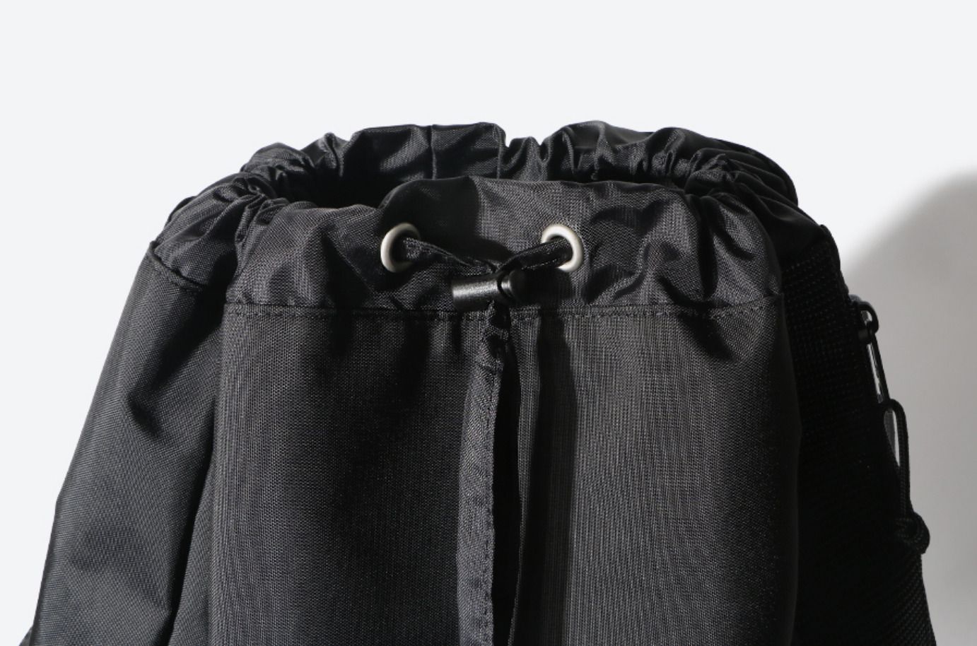 MochiThings: Simple Jumbo Sling Backpack