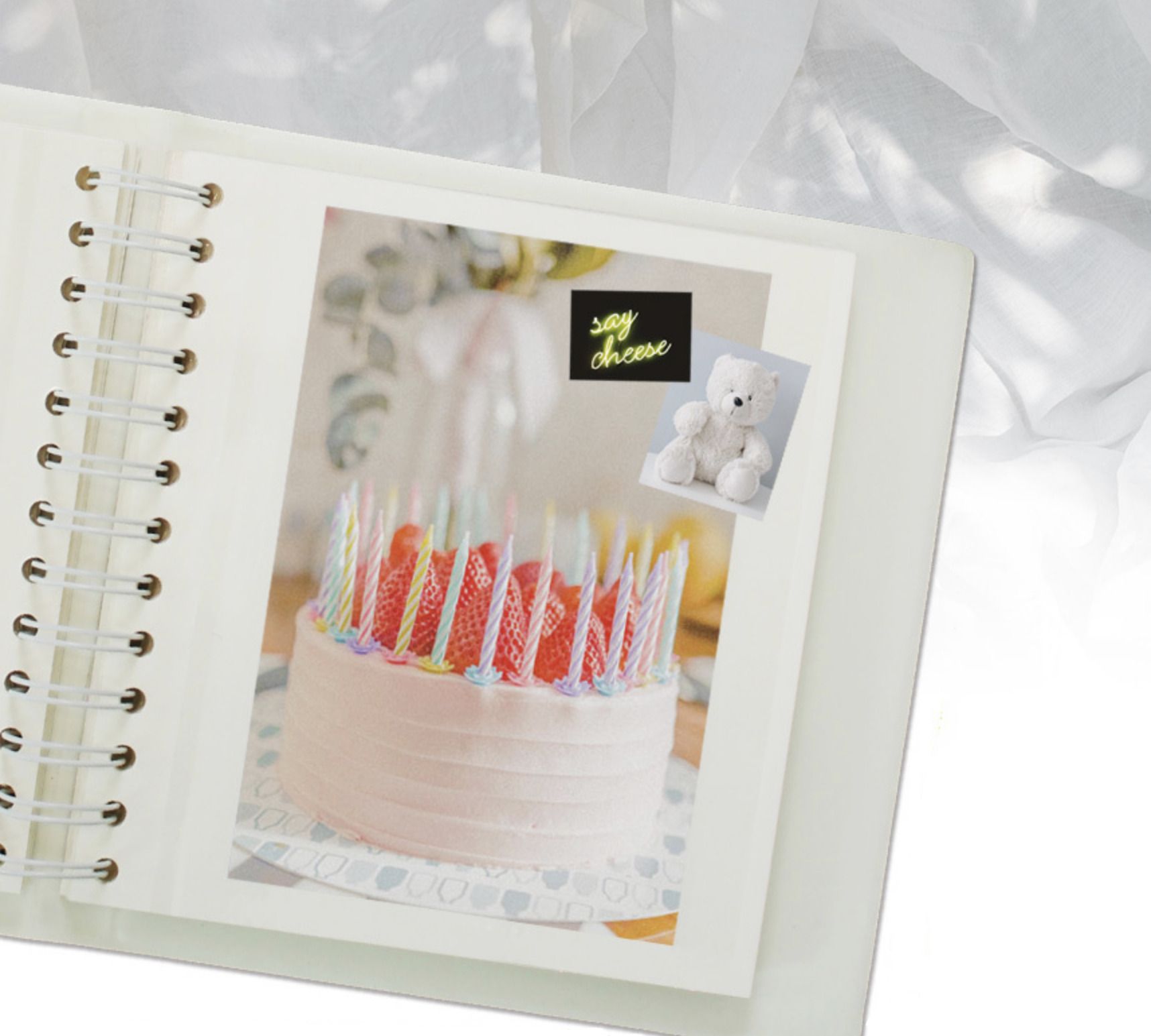 MochiThings: Self-adhesive Photo Library Album