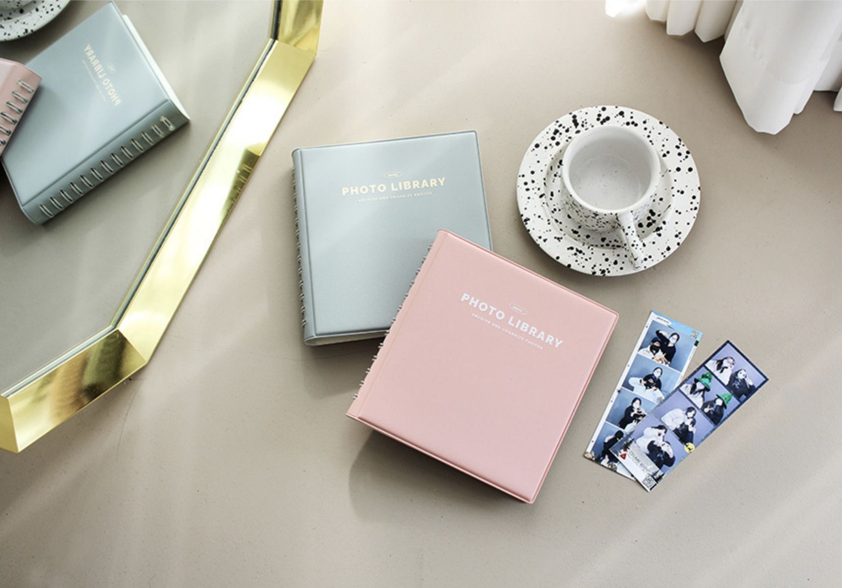 MochiThings: Self-adhesive Photo Library Album