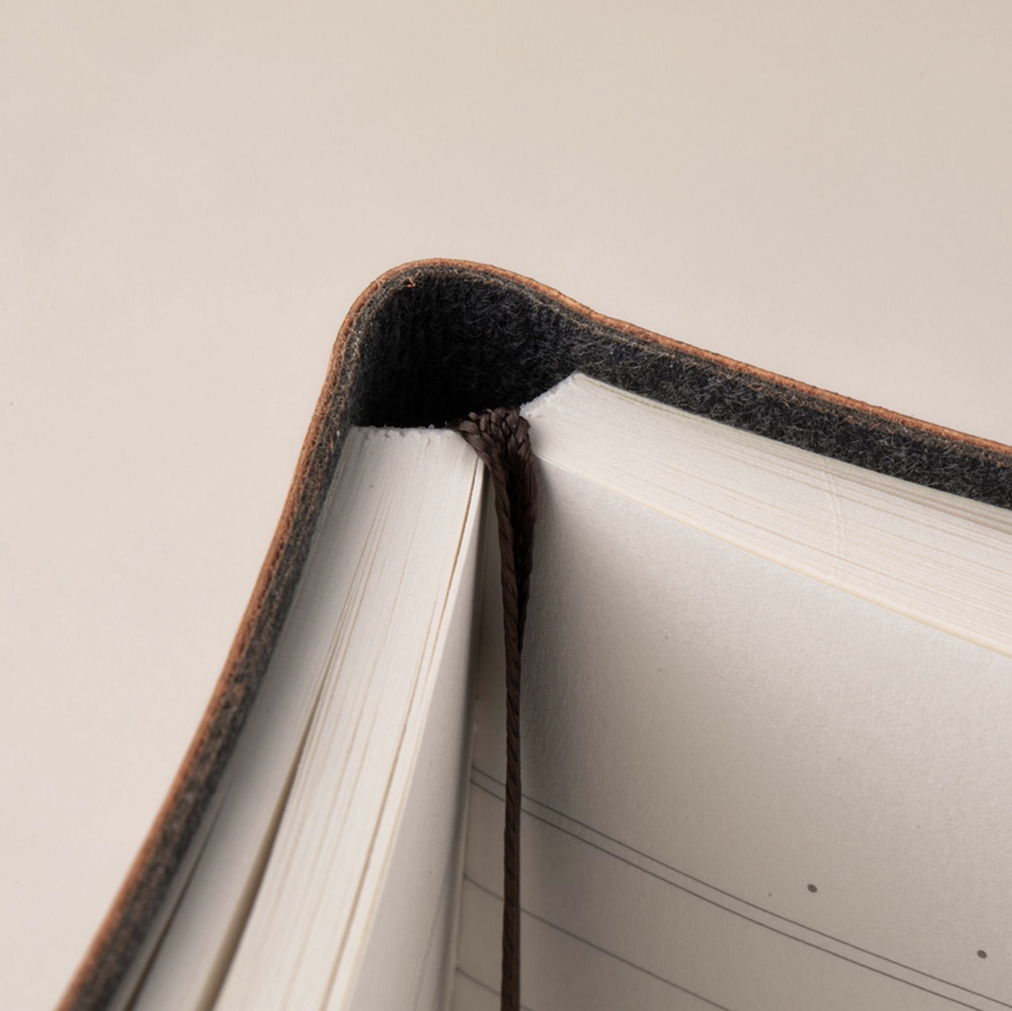 MochiThings: Small Agenda Lined Notebook v4