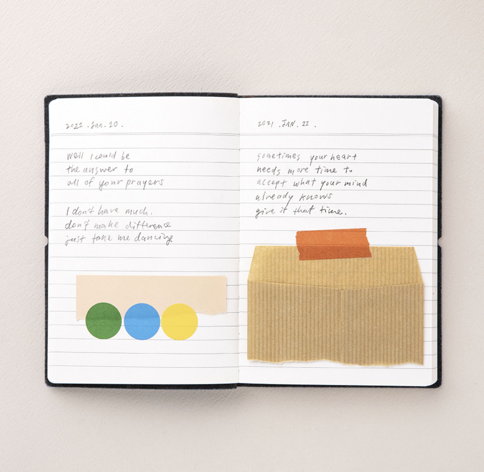 MochiThings: Small Agenda Lined Notebook v4
