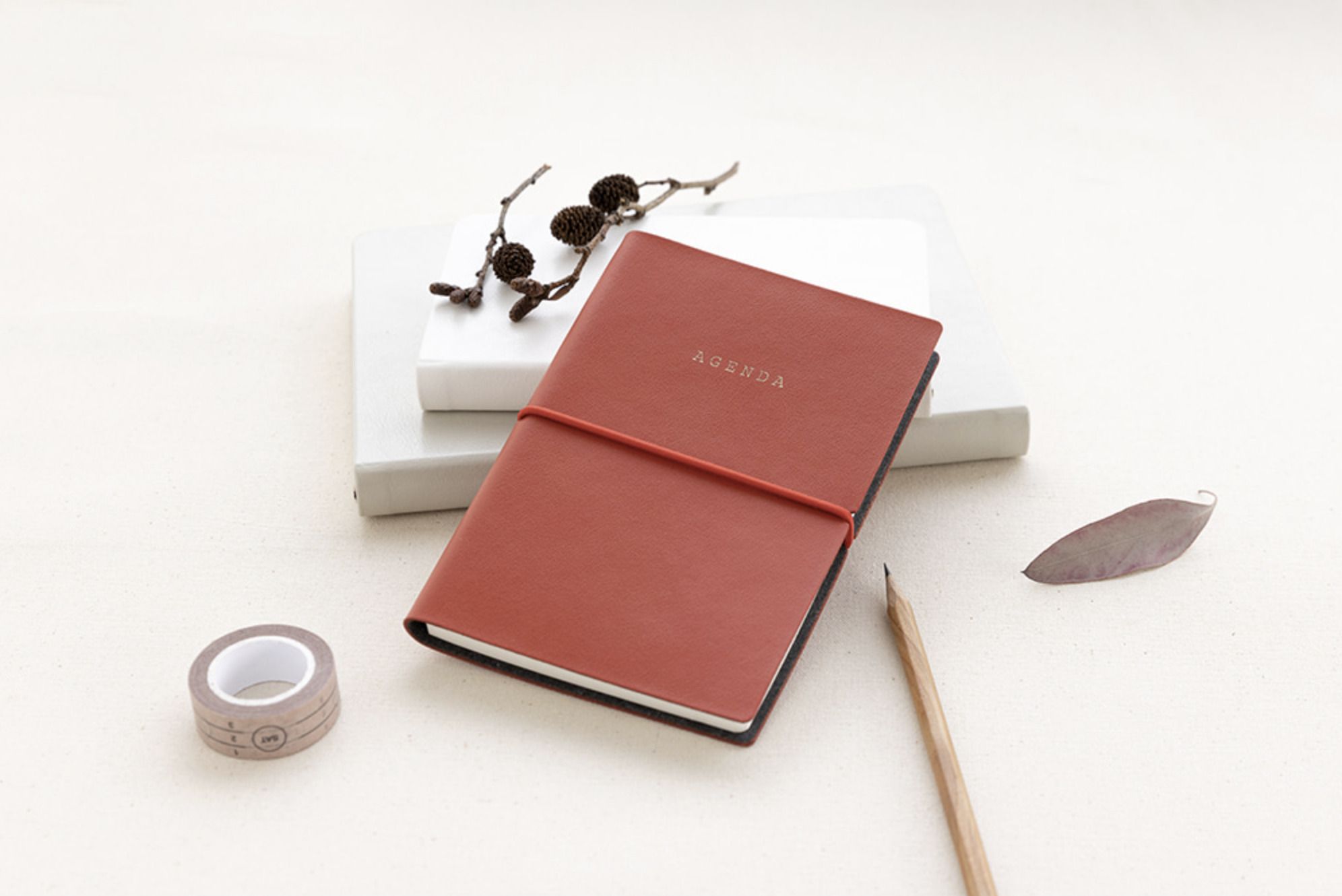 MochiThings: Small Agenda Lined Notebook v4