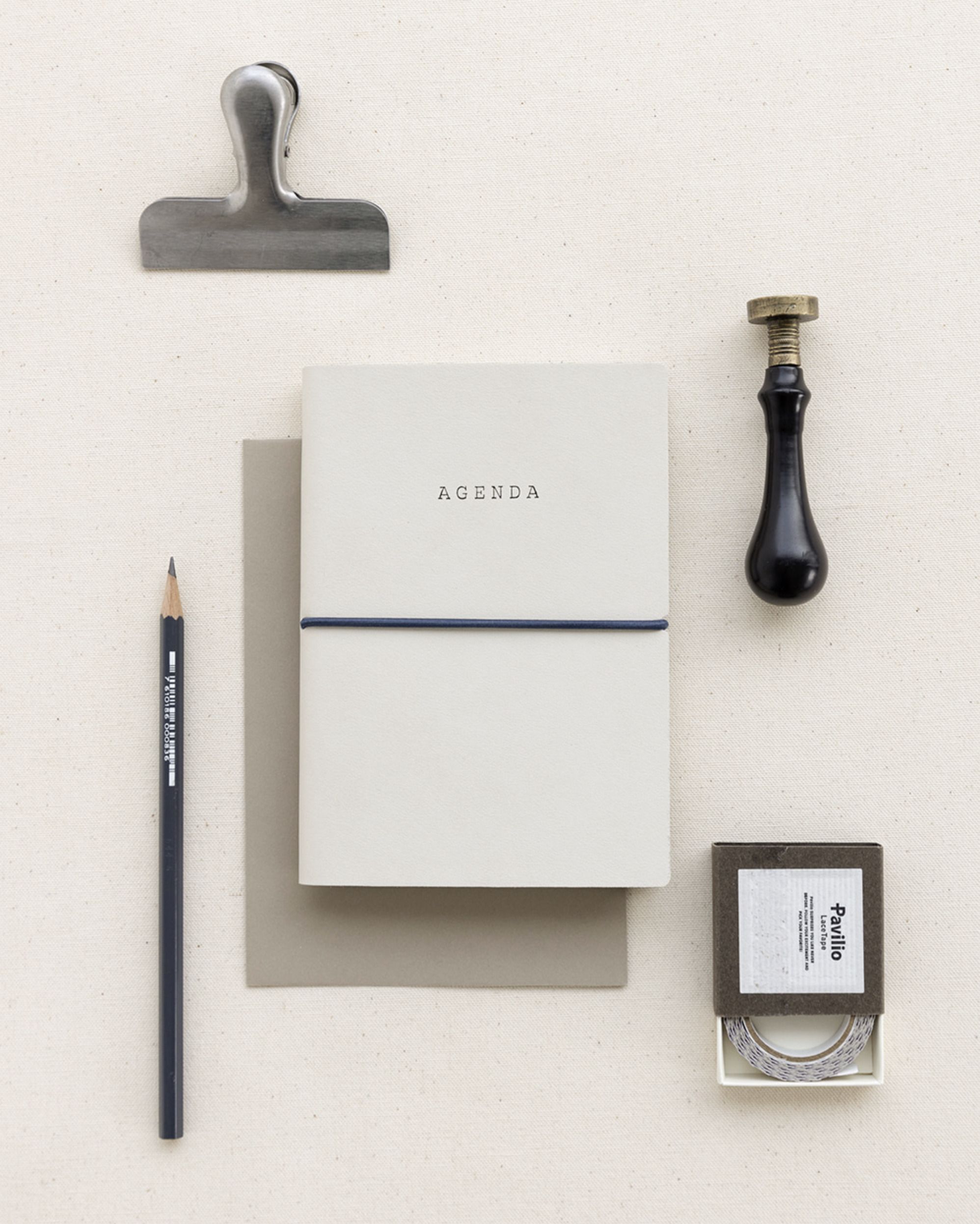 MochiThings: Small Agenda Grid Notebook v4