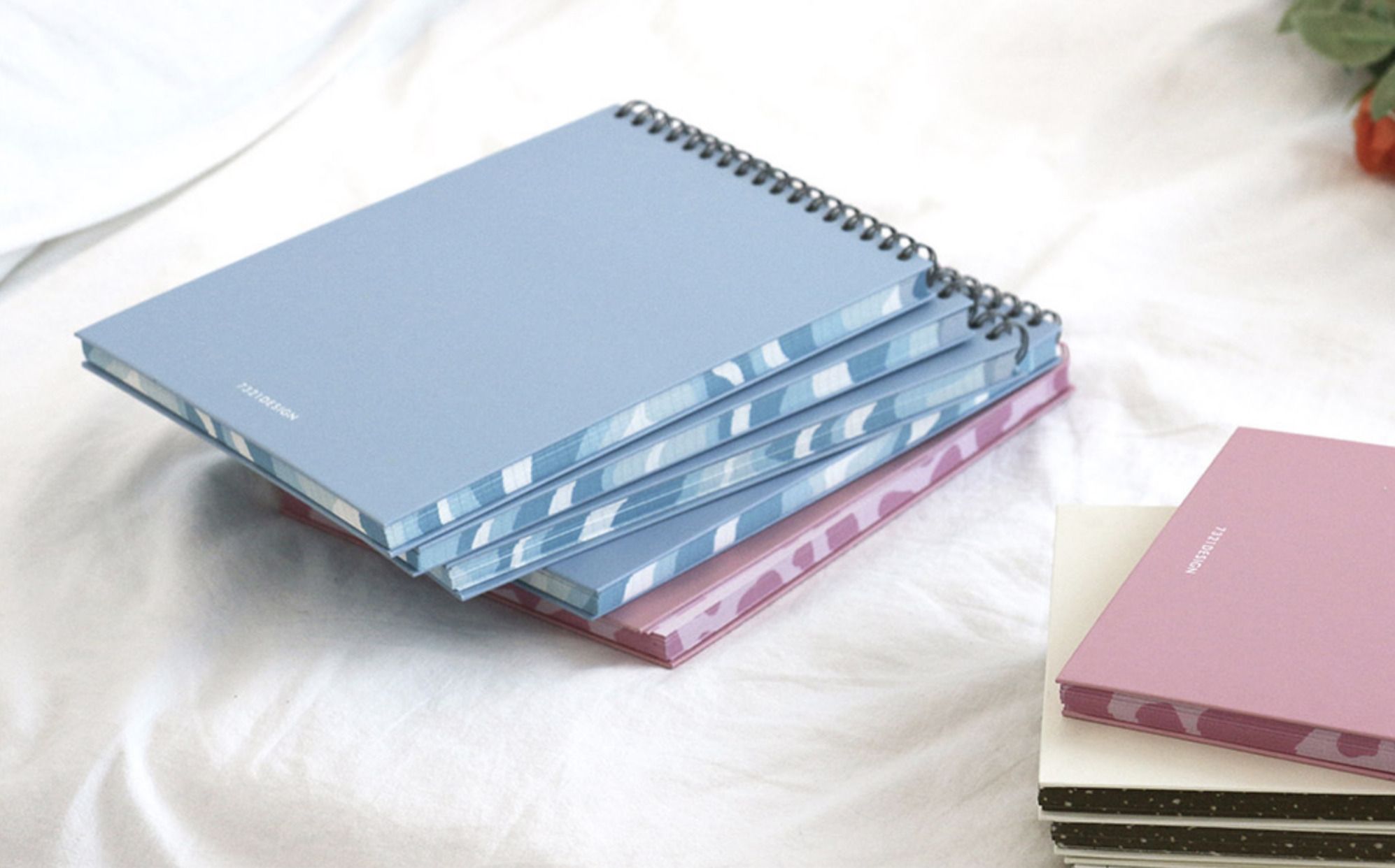 MochiThings: Vivid Pattern Spiral Notebook