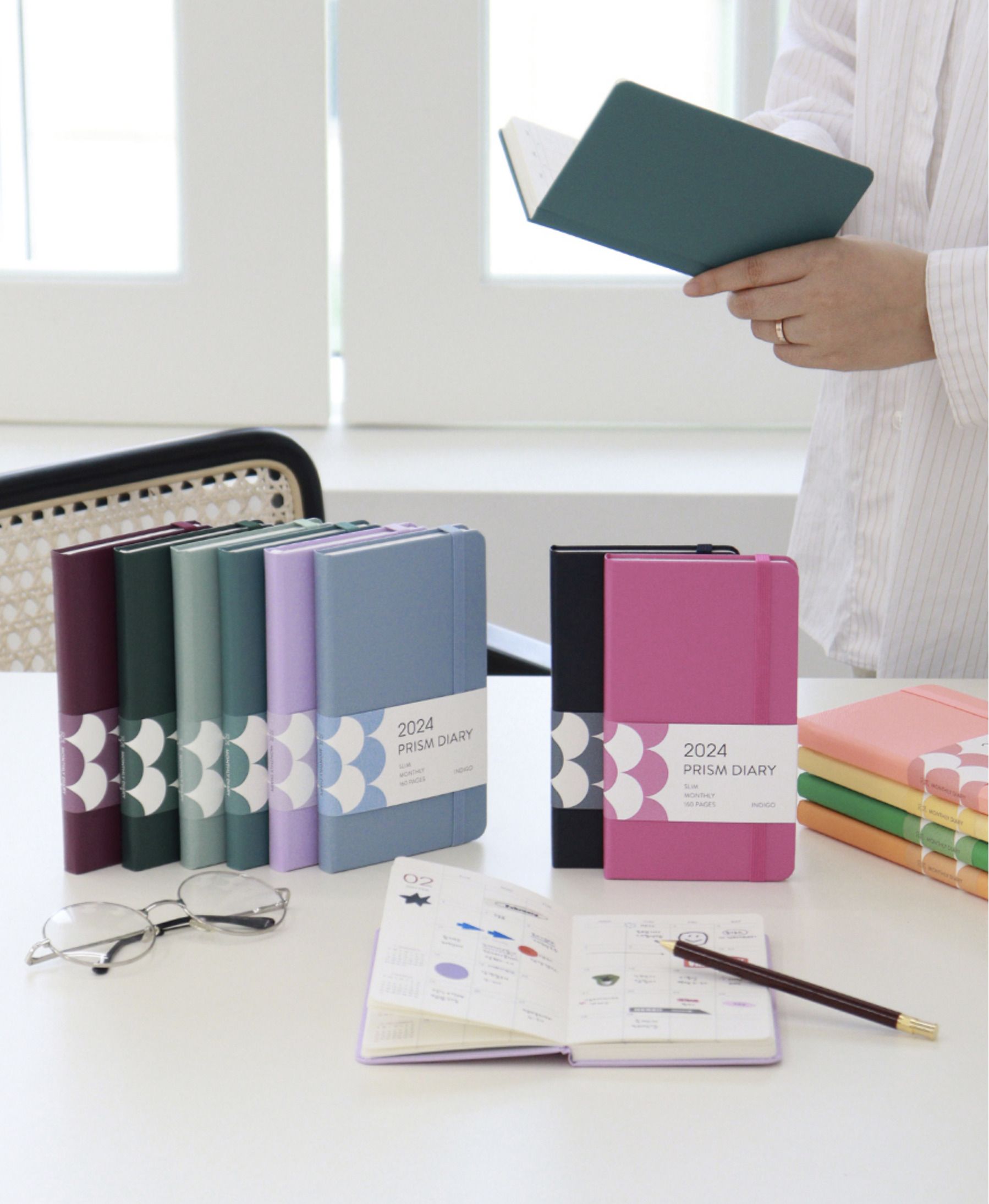 MochiThings: 2024 Prism Slim Monthly Planner