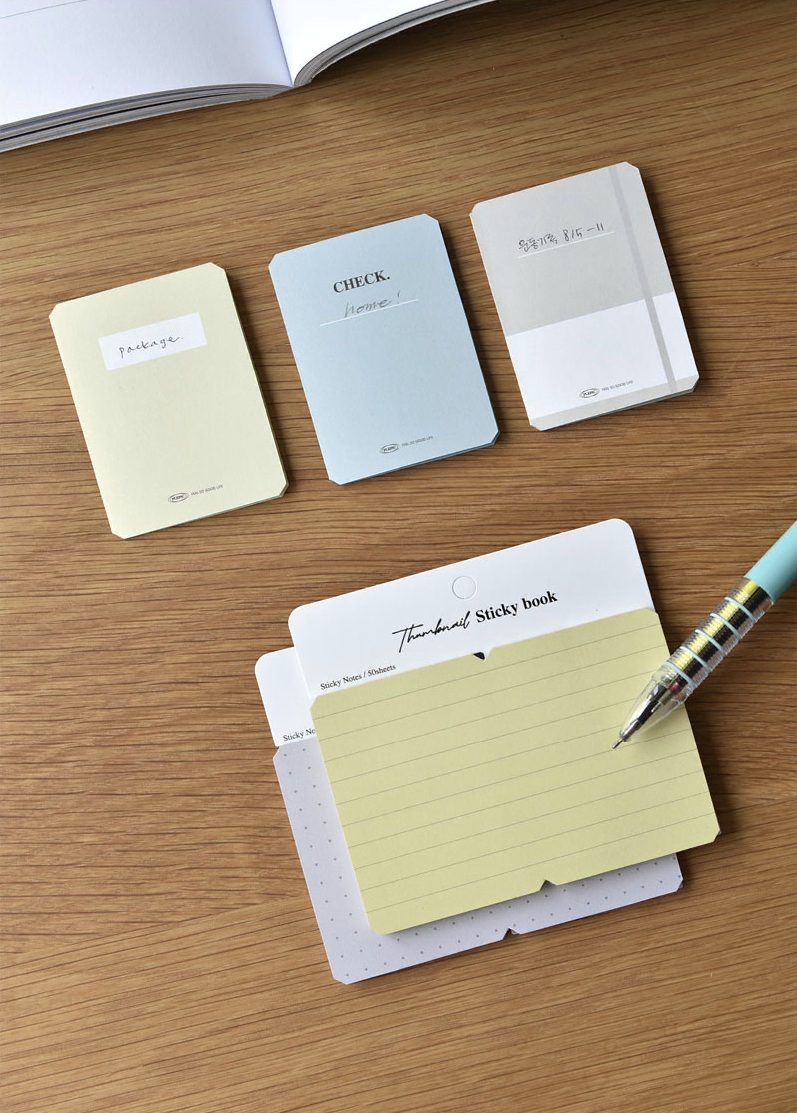 MochiThings: Thumbnail Foldable Book Sticky Note