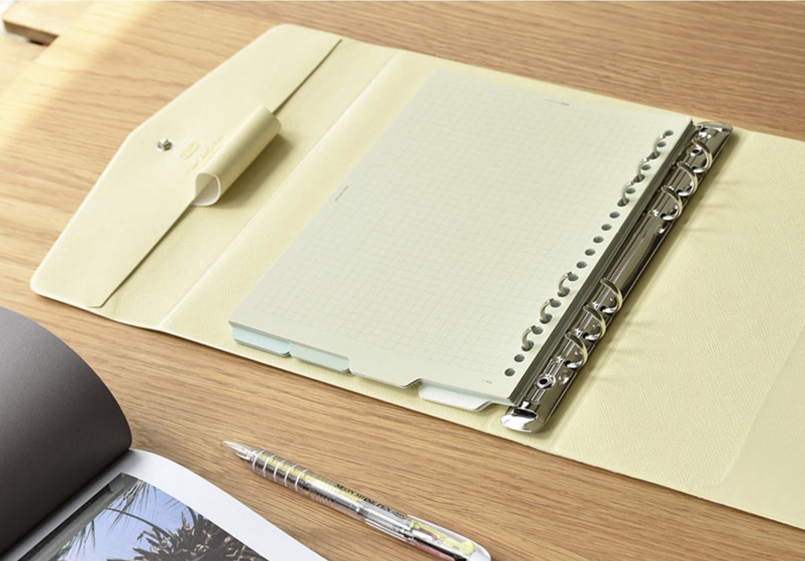 MochiThings: Classy Gentle 6 Ring A5 Binder