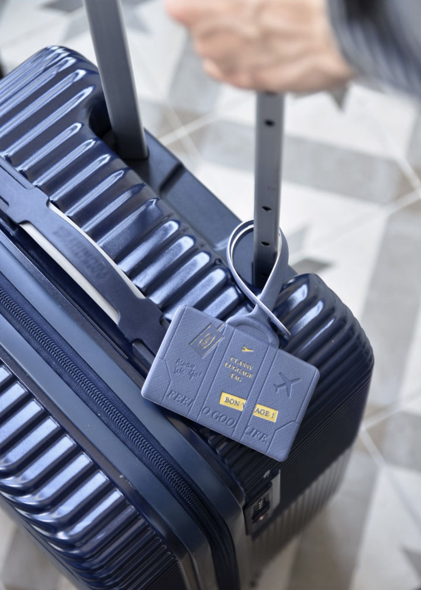 MochiThings: Classy Travel Luggage Tag