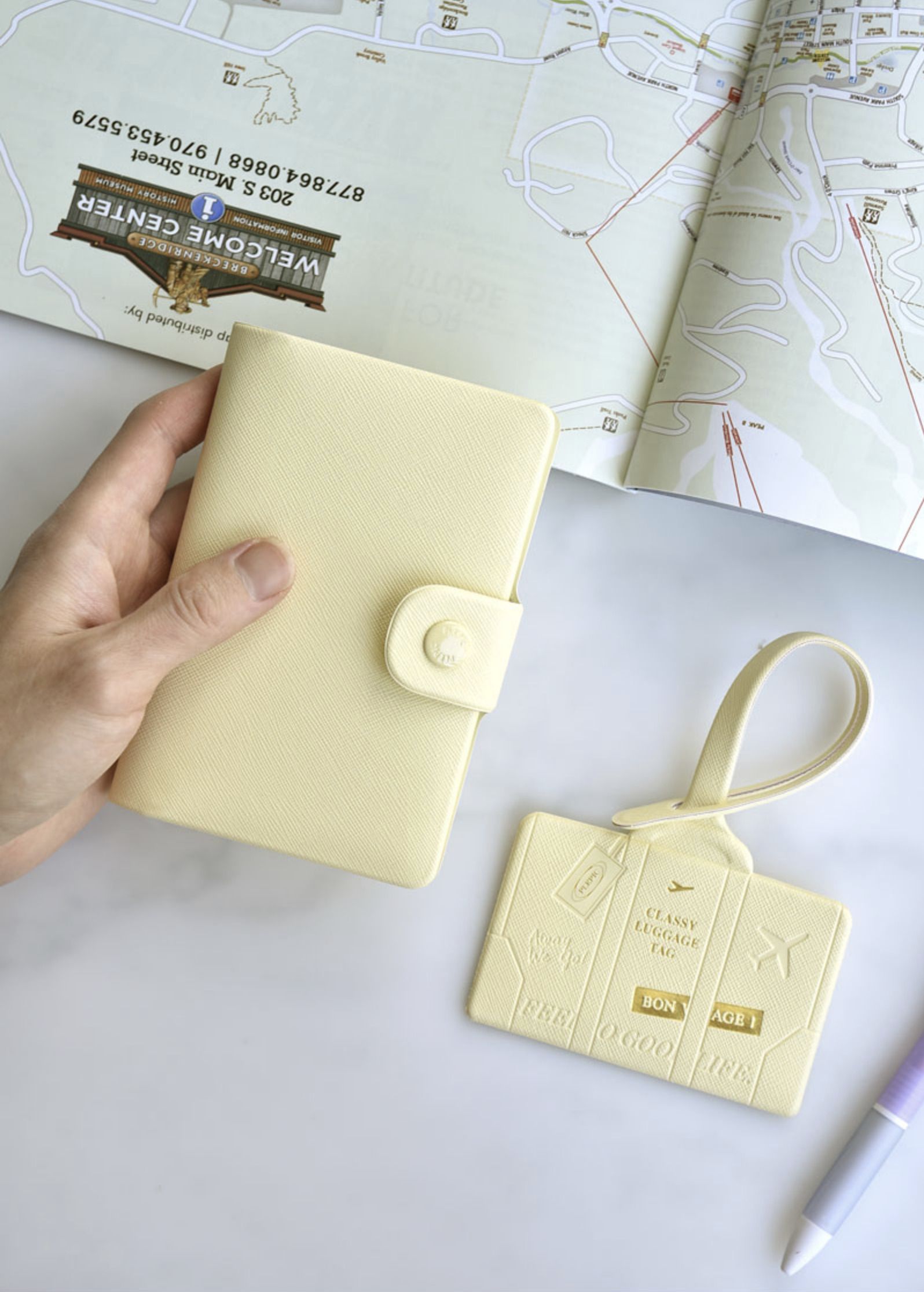 MochiThings: Classy Travel Luggage Tag