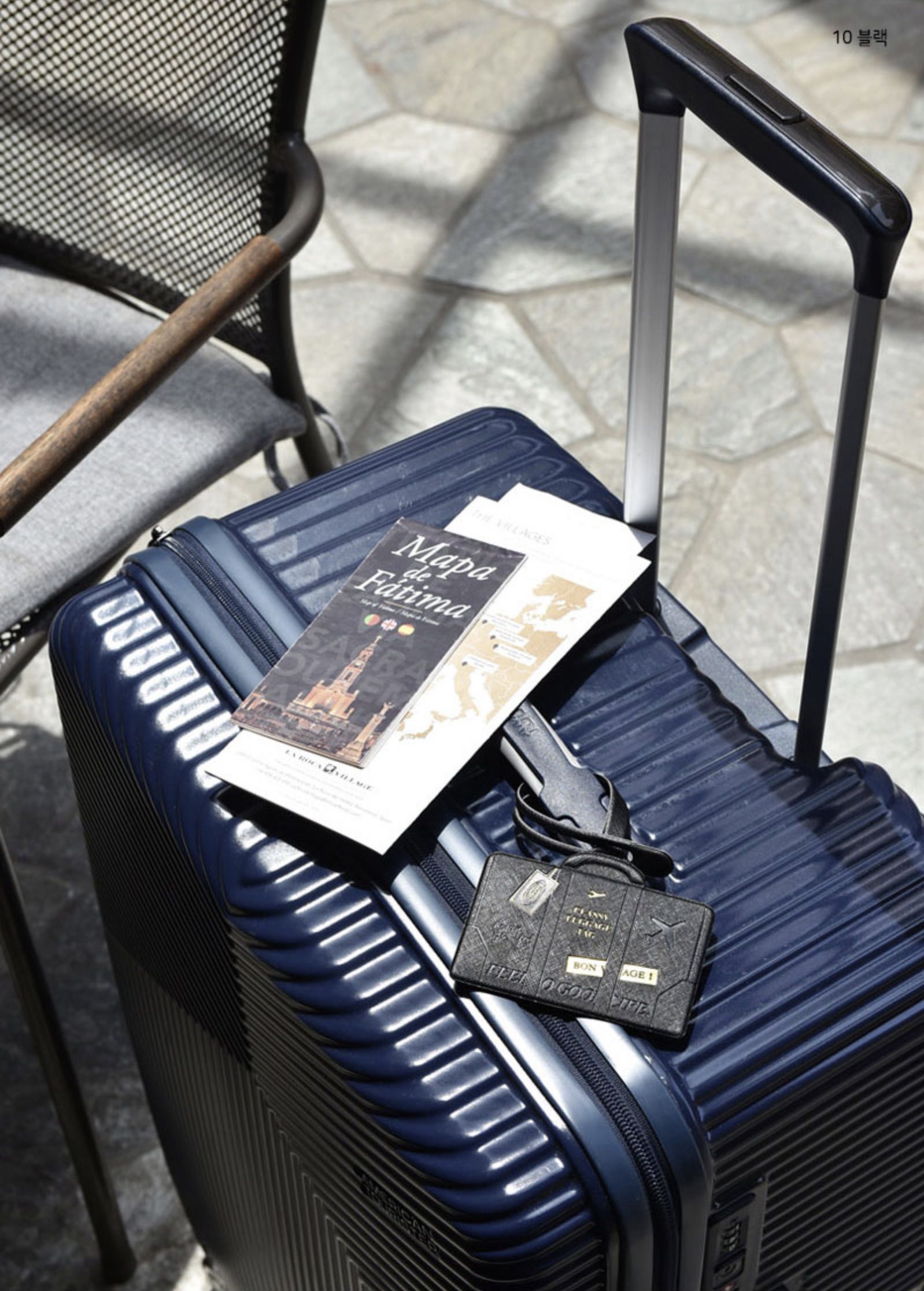 MochiThings: Classy Travel Luggage Tag