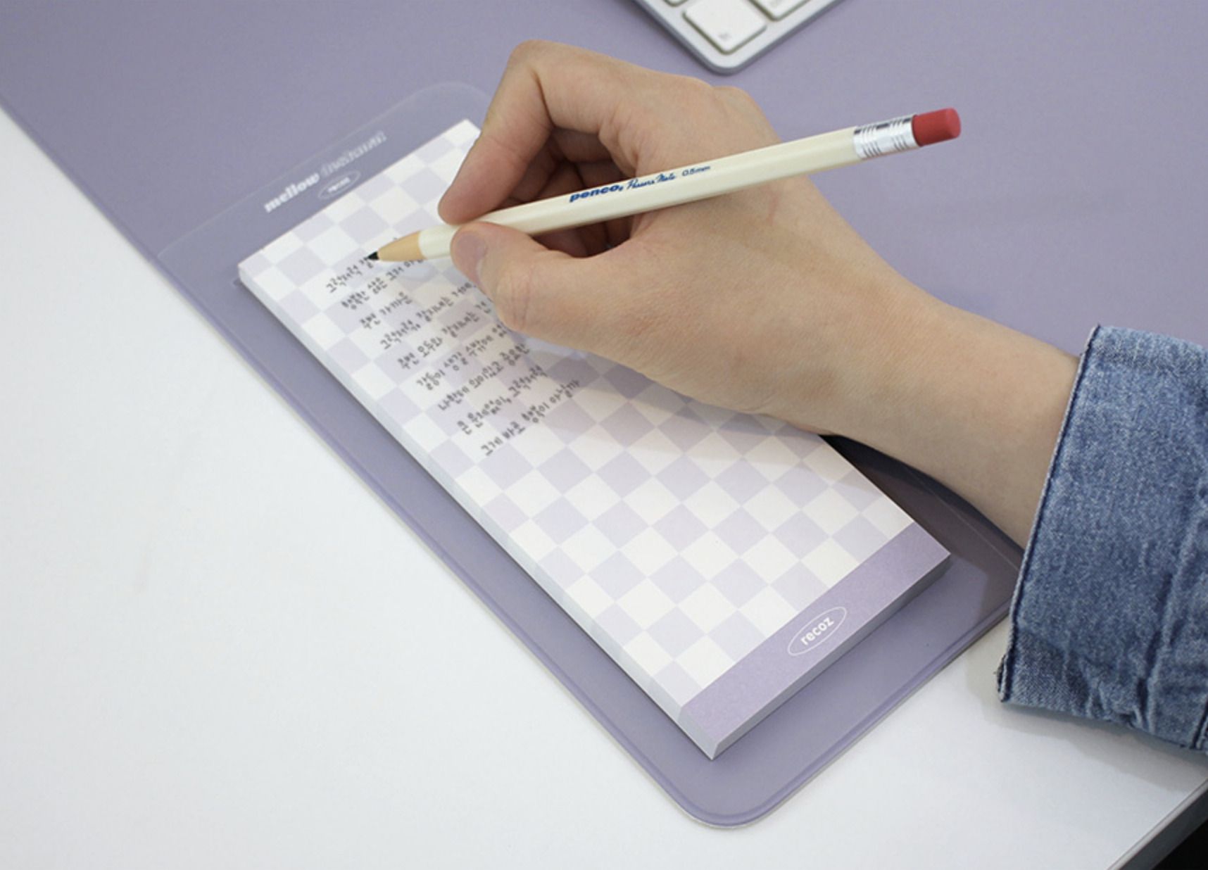 MochiThings: Checkerboard Handy Memo Pad