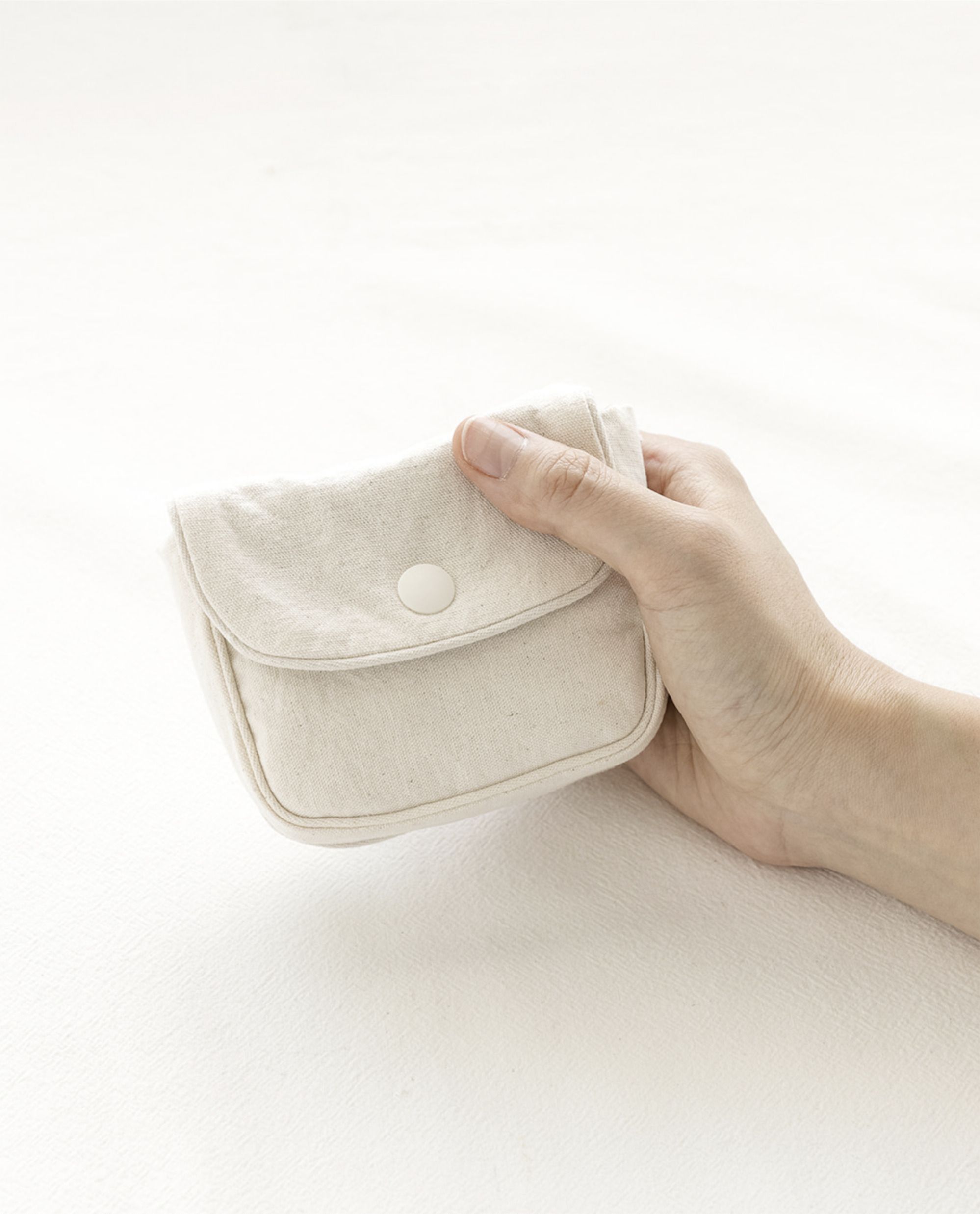 MochiThings: Piyo Snap Mini Pouch