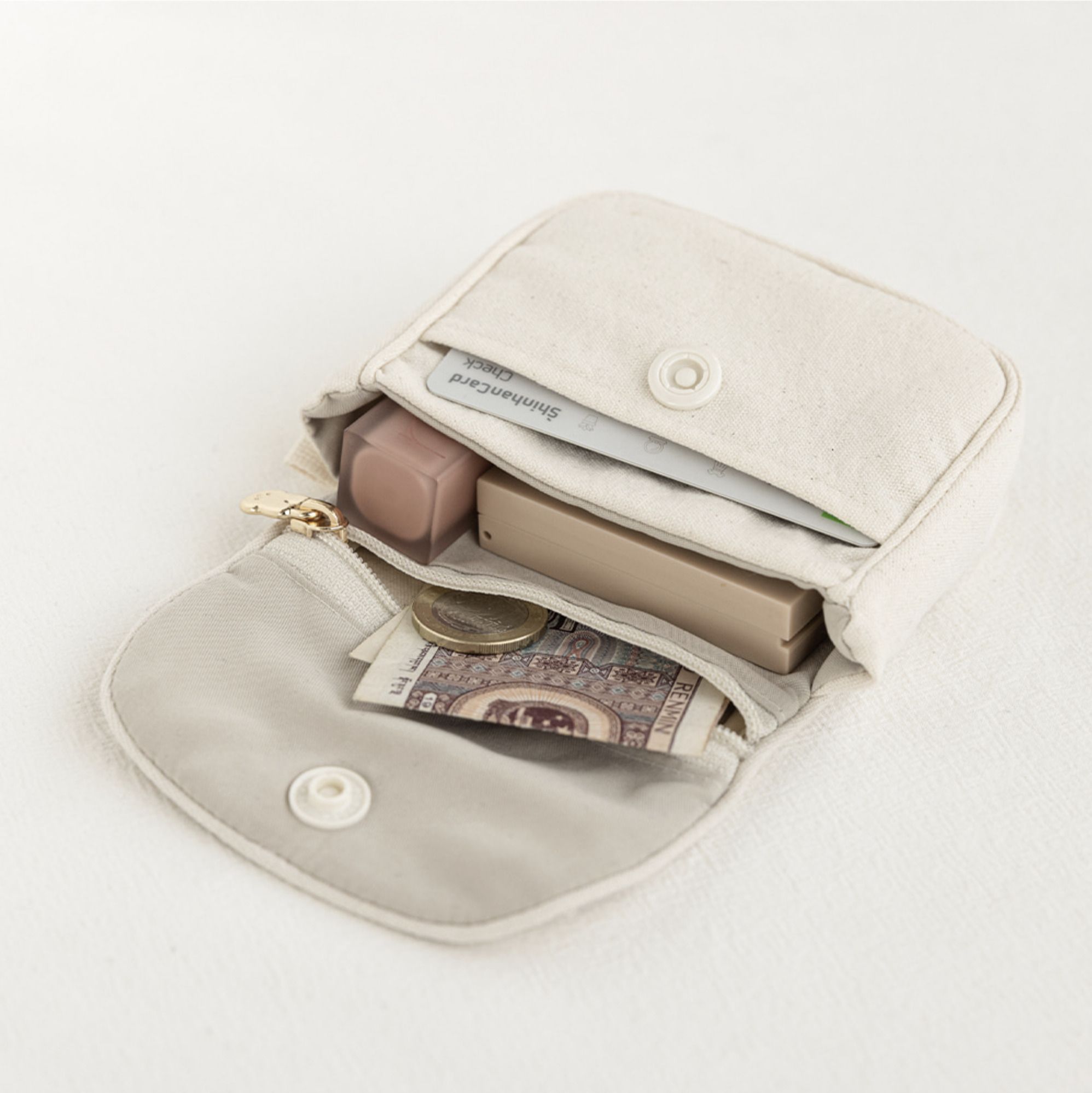 MochiThings: Piyo Snap Mini Pouch
