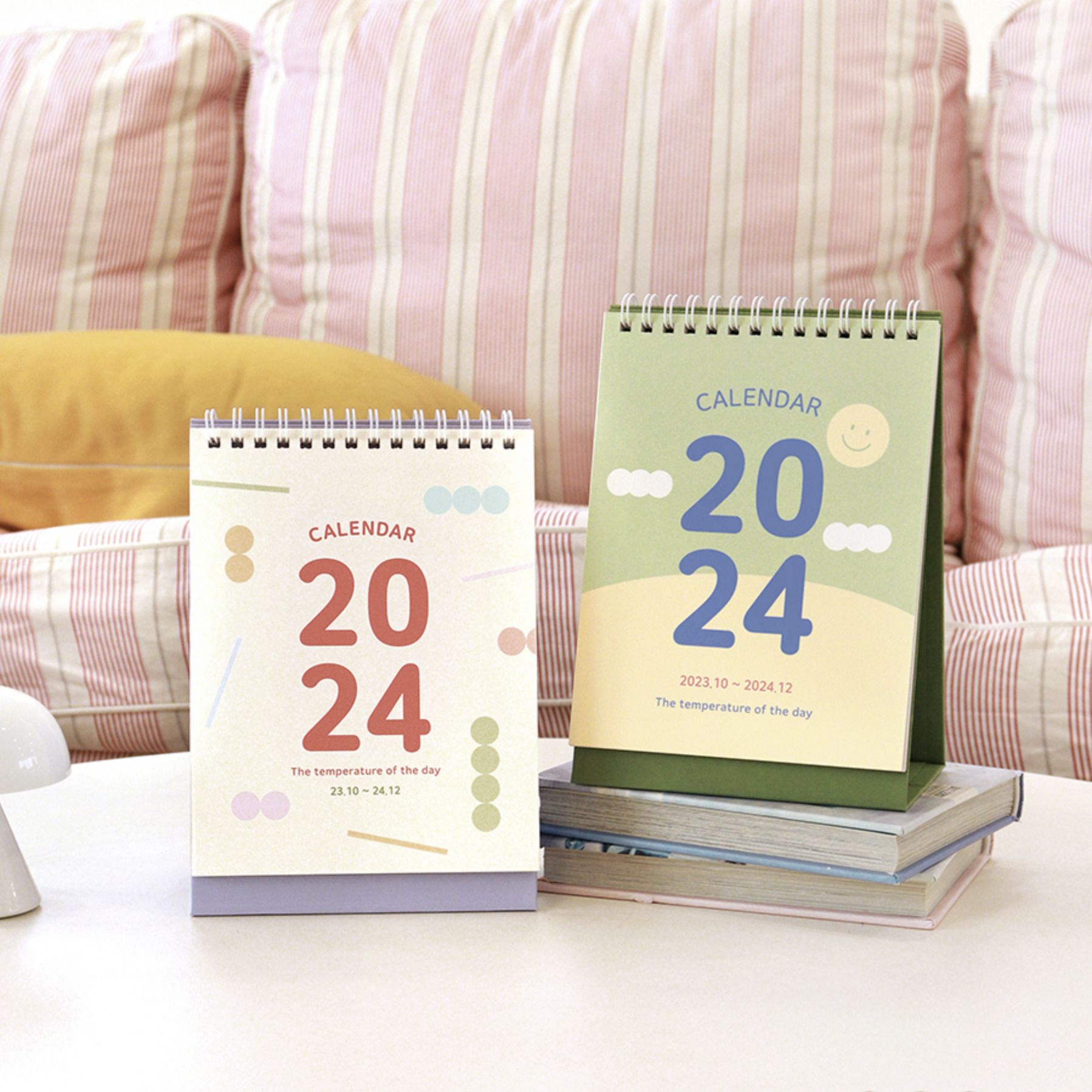 MochiThings: 2024 The Temp of the Day Desk Calendar