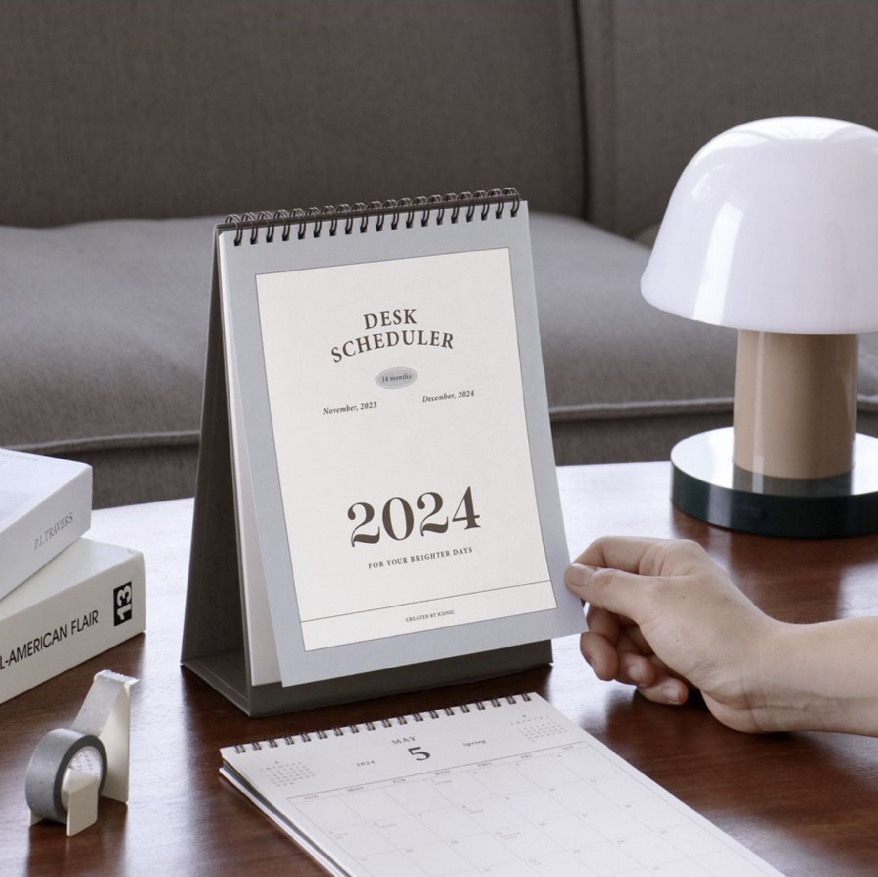 MochiThings: 2024 Desk Scheduler