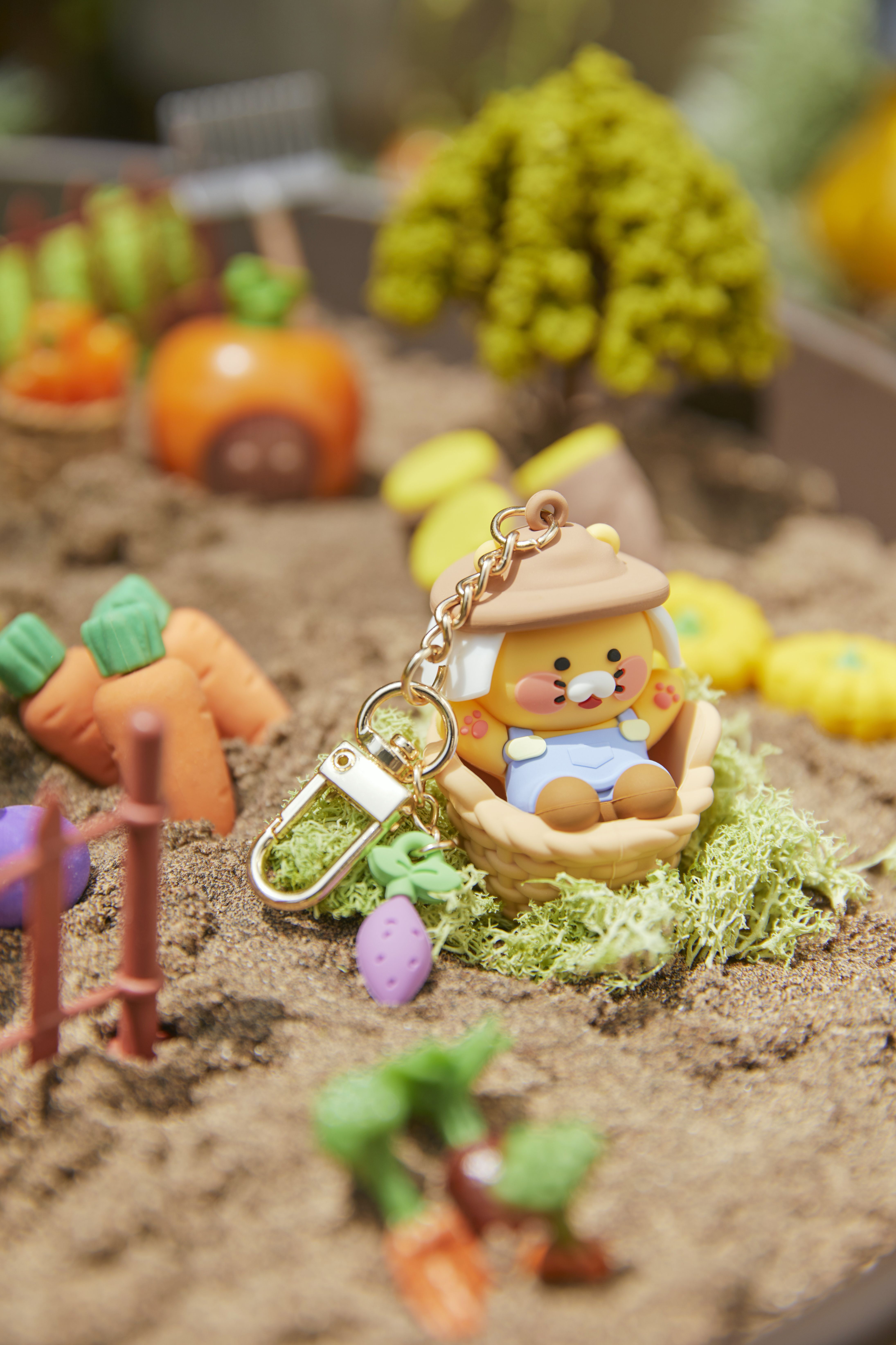 MochiThings: Farmer Choonsik Figure Key Ring