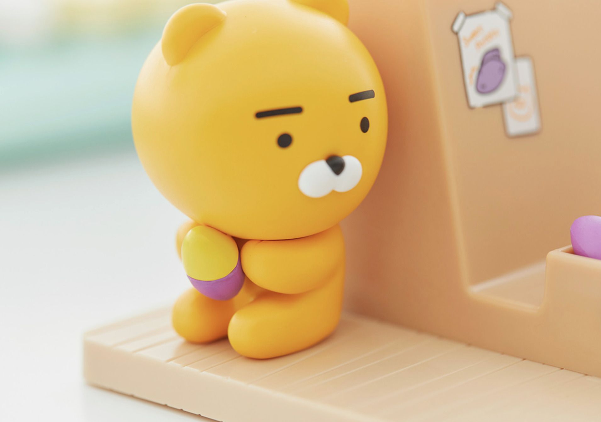 MochiThings: Ryan & Choonsik Sweet Potato Phone Stand