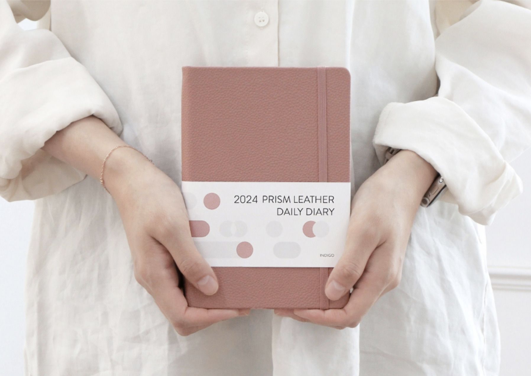 MochiThings: 2024 Prism 365 Days B6 Leather Daily Planner