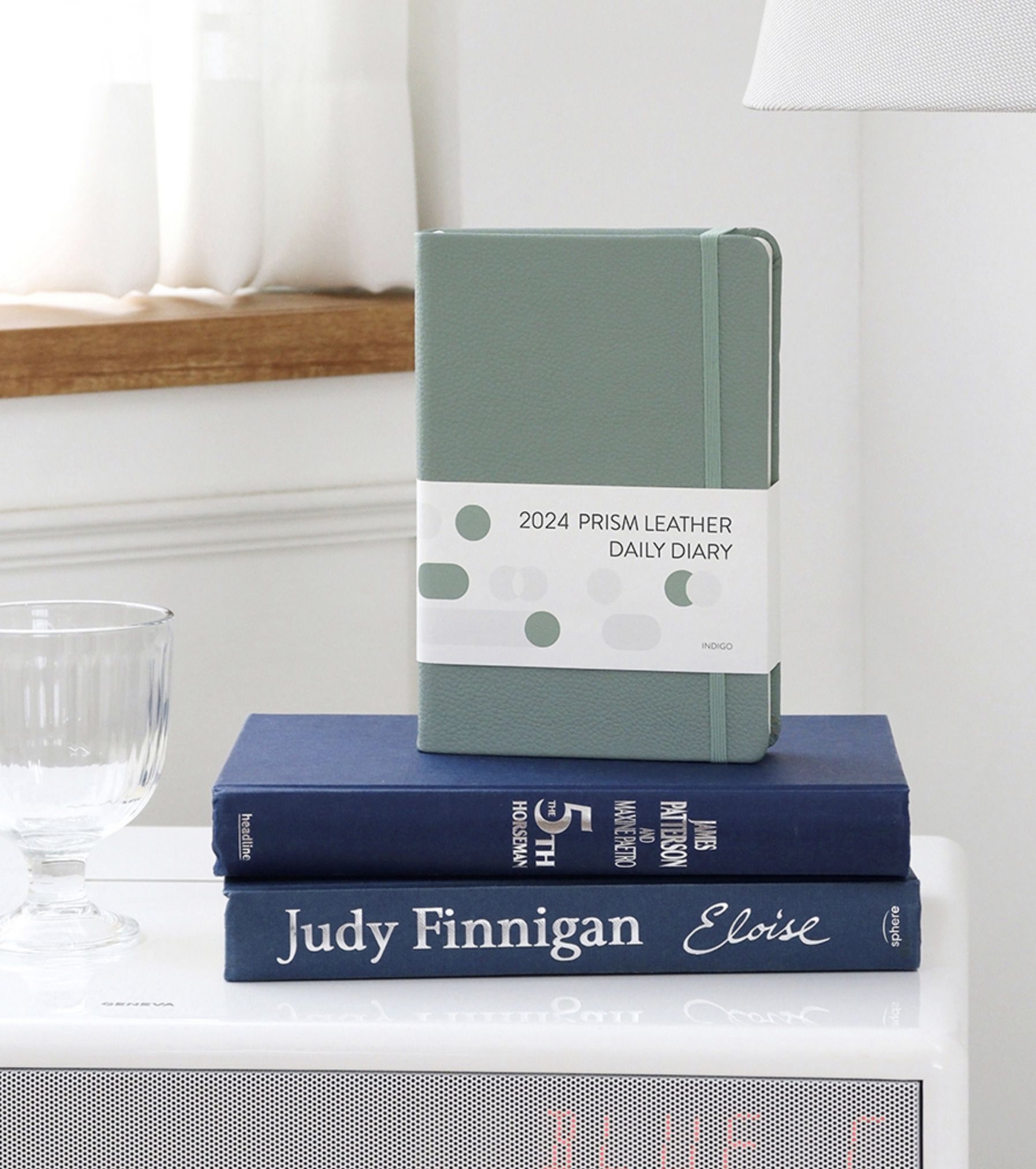 MochiThings: 2024 Prism 365 Days B6 Leather Daily Planner