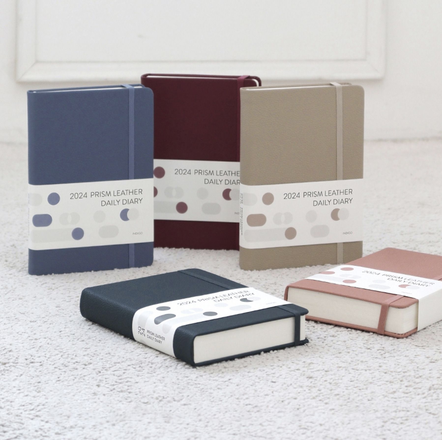 MochiThings: 2024 Prism 365 Days B6 Leather Daily Planner