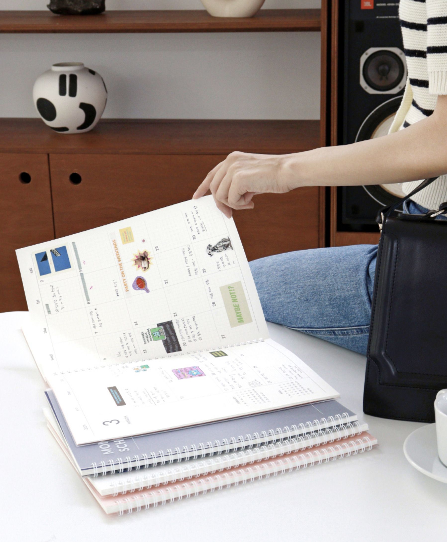 MochiThings: 2024 Large A4 Monthly Planner