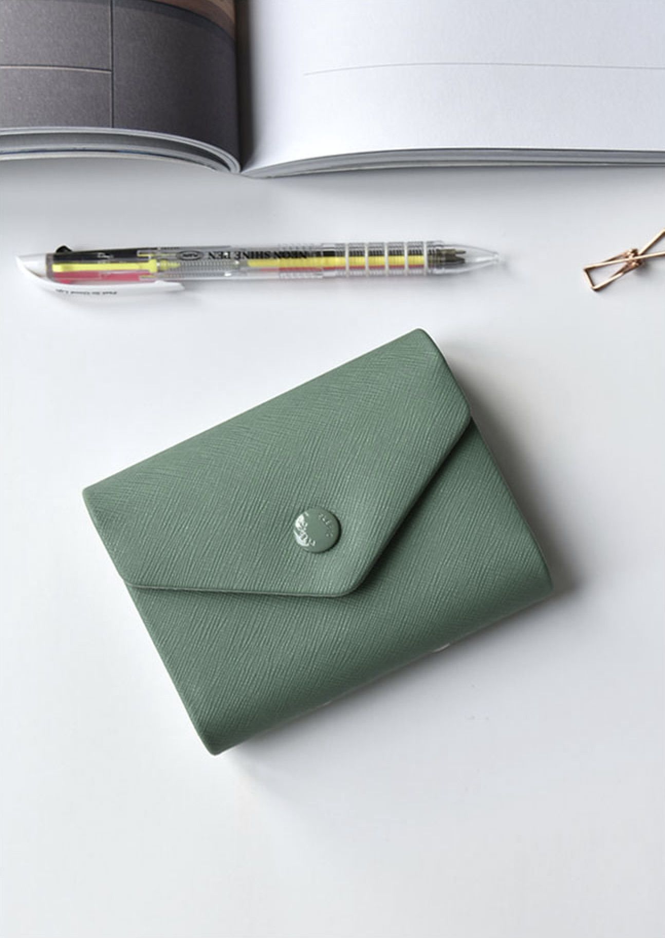 MochiThings: Mini Gentle 3 Ring Binder
