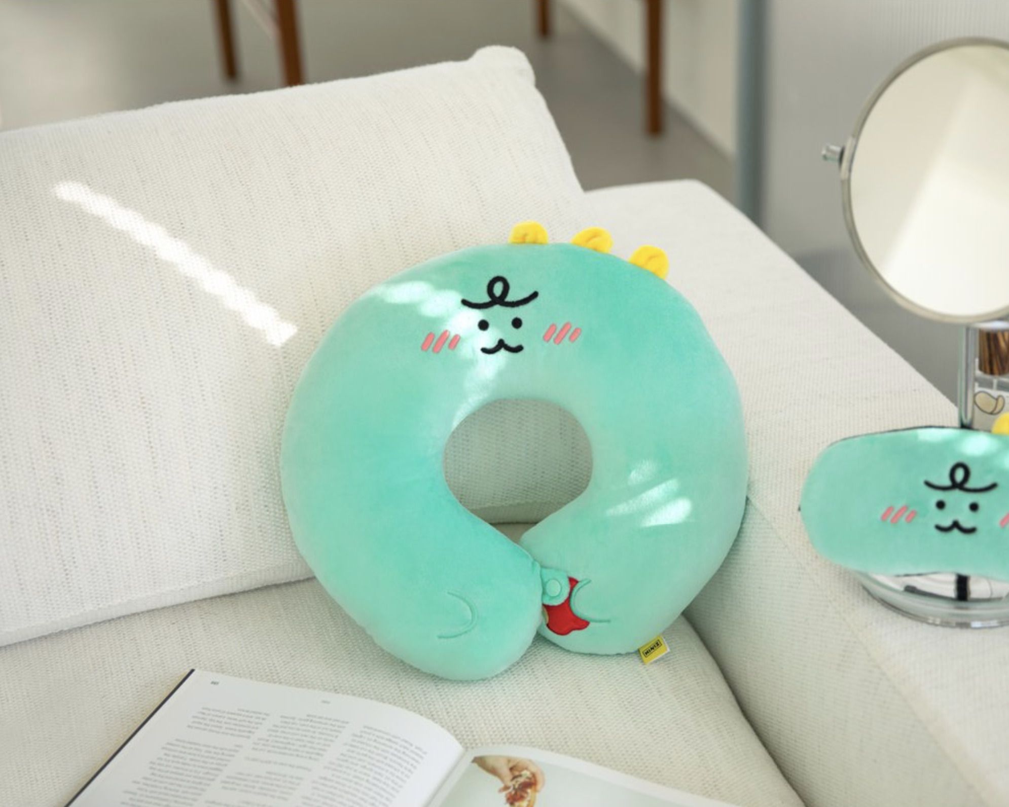 MochiThings: Jordy Dinosaur Neck Pillow