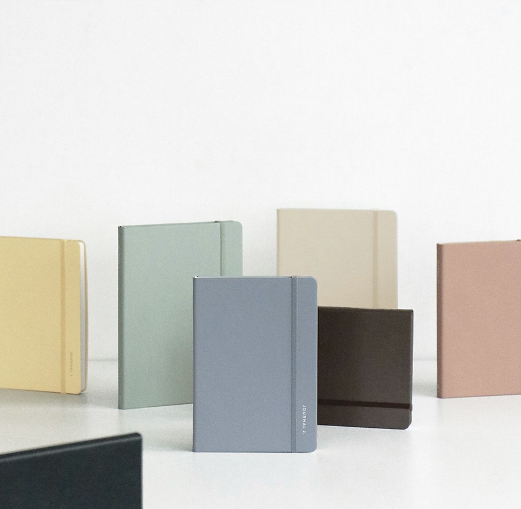 MochiThings: 2024 Small Journal J Planner
