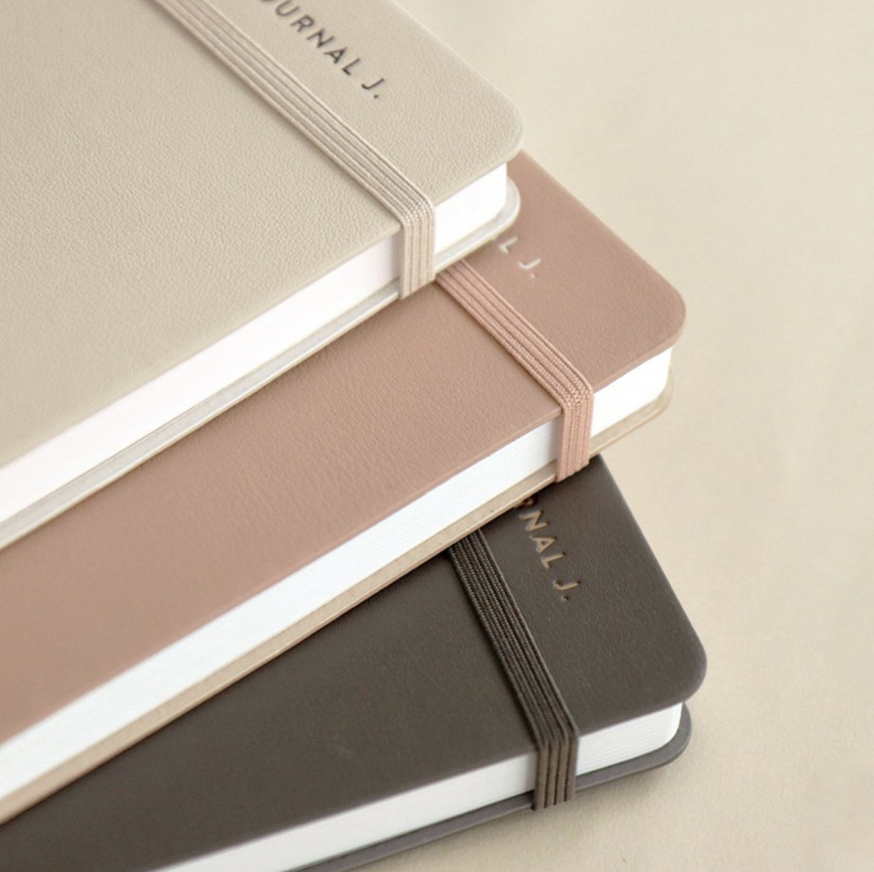 MochiThings: 2024 Small Journal J Planner