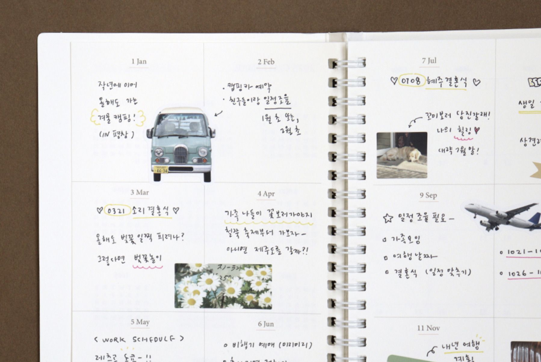 MochiThings: 2024 Tokyo Diary Weekly Planner