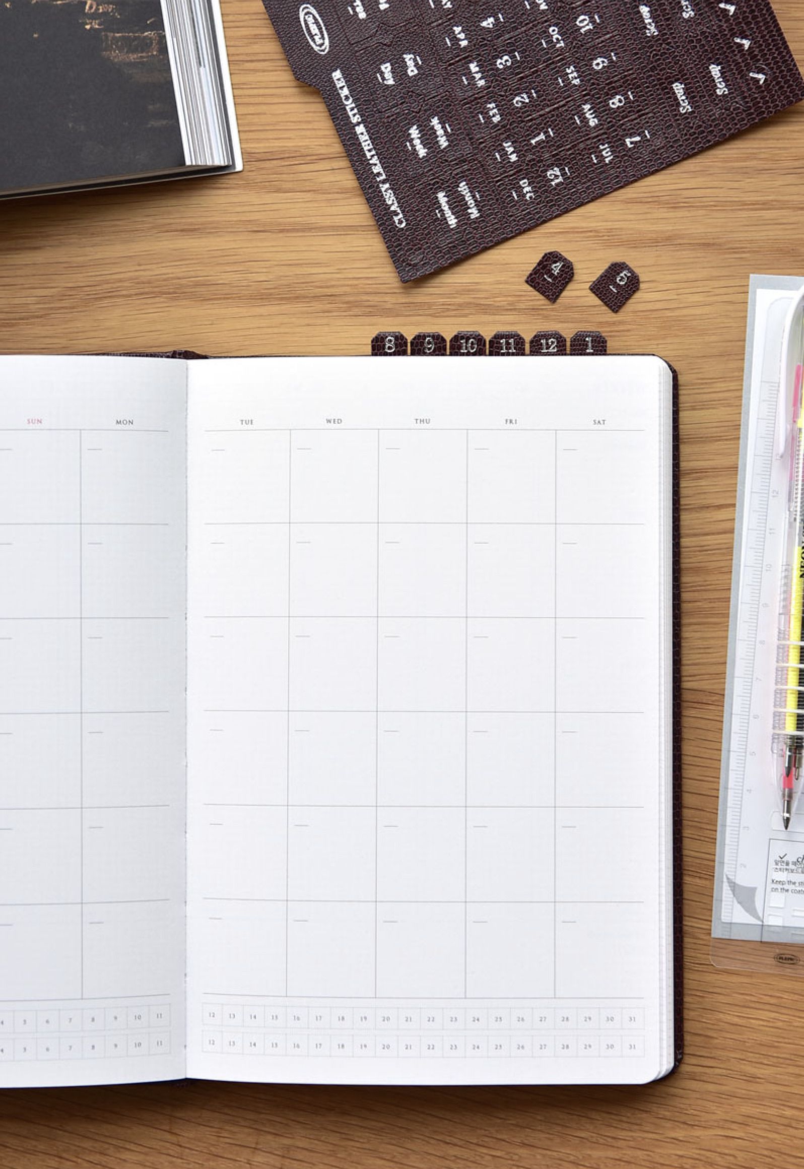 MochiThings: Classy Textured Leather Index Sticker