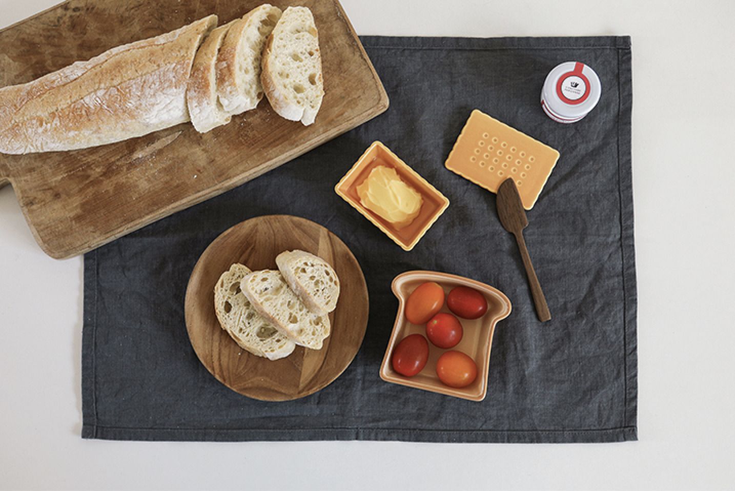 MochiThings: Mini Bread & Biscuit Bowl Set