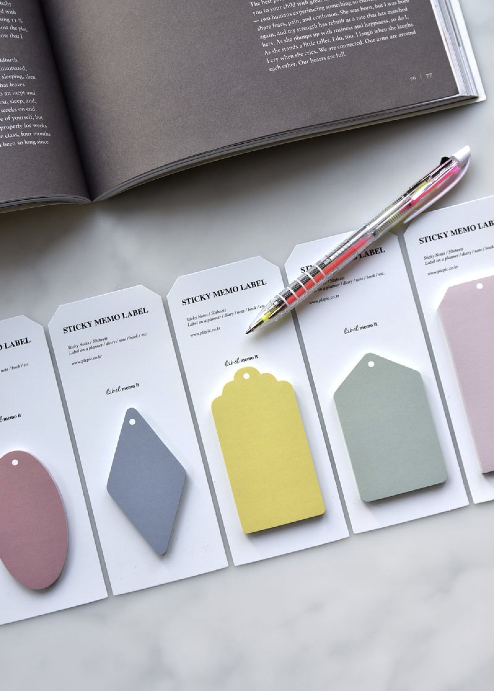 MochiThings: Colorful Tag Sticky Note