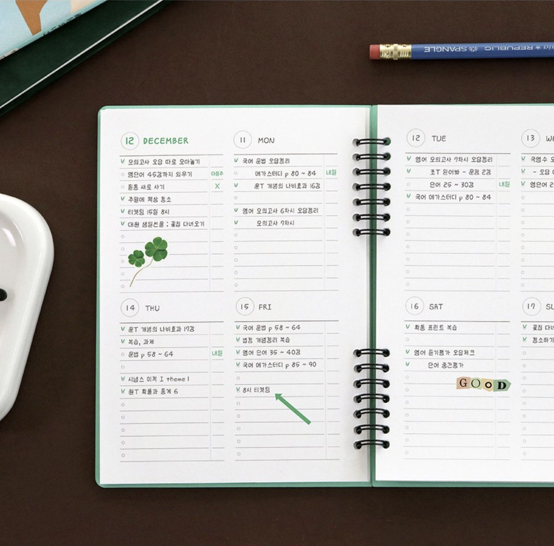 MochiThings: Compact A5 Hardcover Checklist Notebook