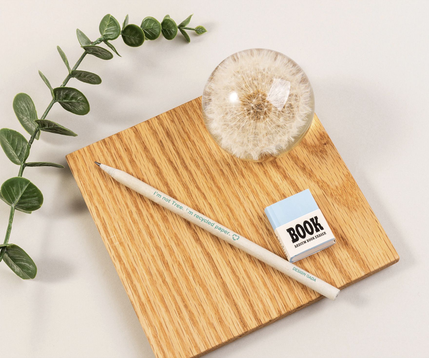 MochiThings: Colorful Book Eraser