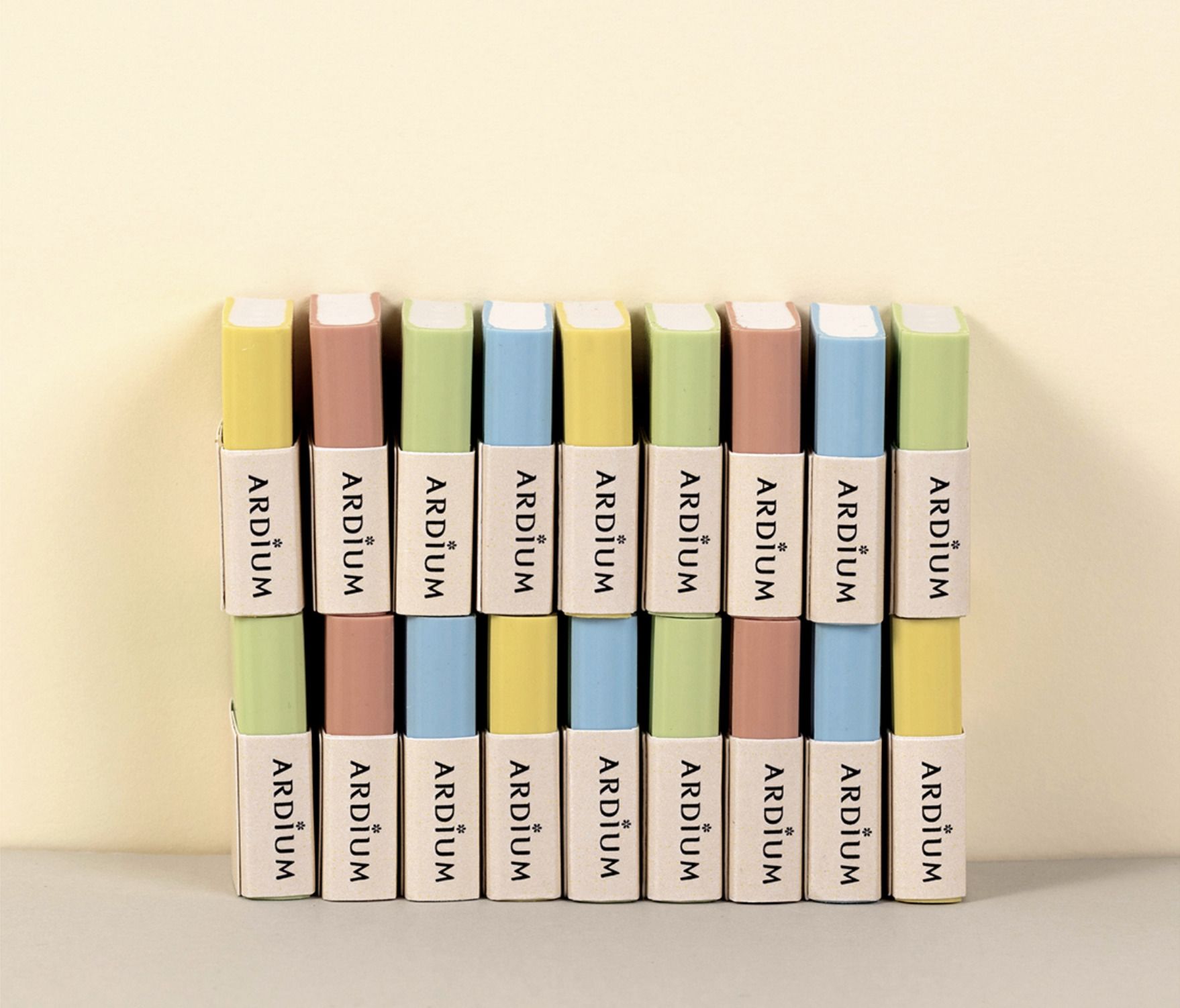 MochiThings: Colorful Book Eraser
