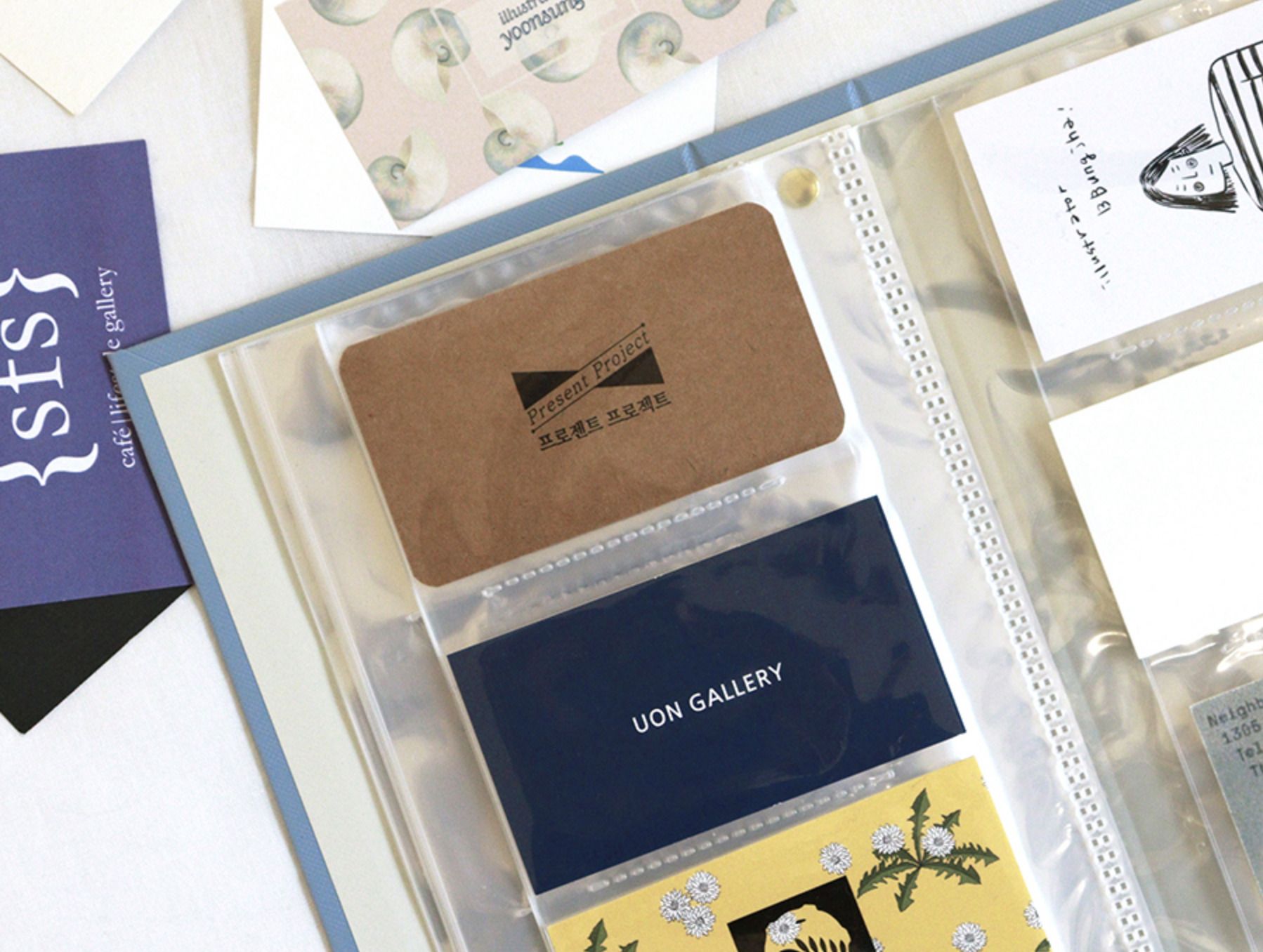 MochiThings: Prism Business Card Book v3