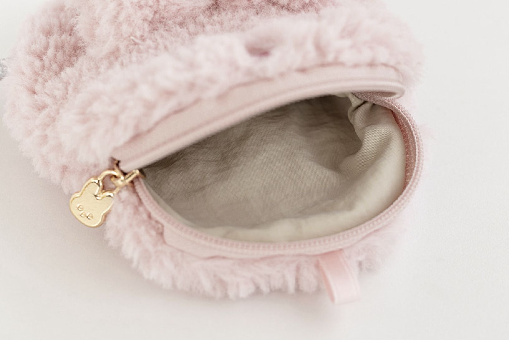 MochiThings: Piyo Bunny Mini Pouch