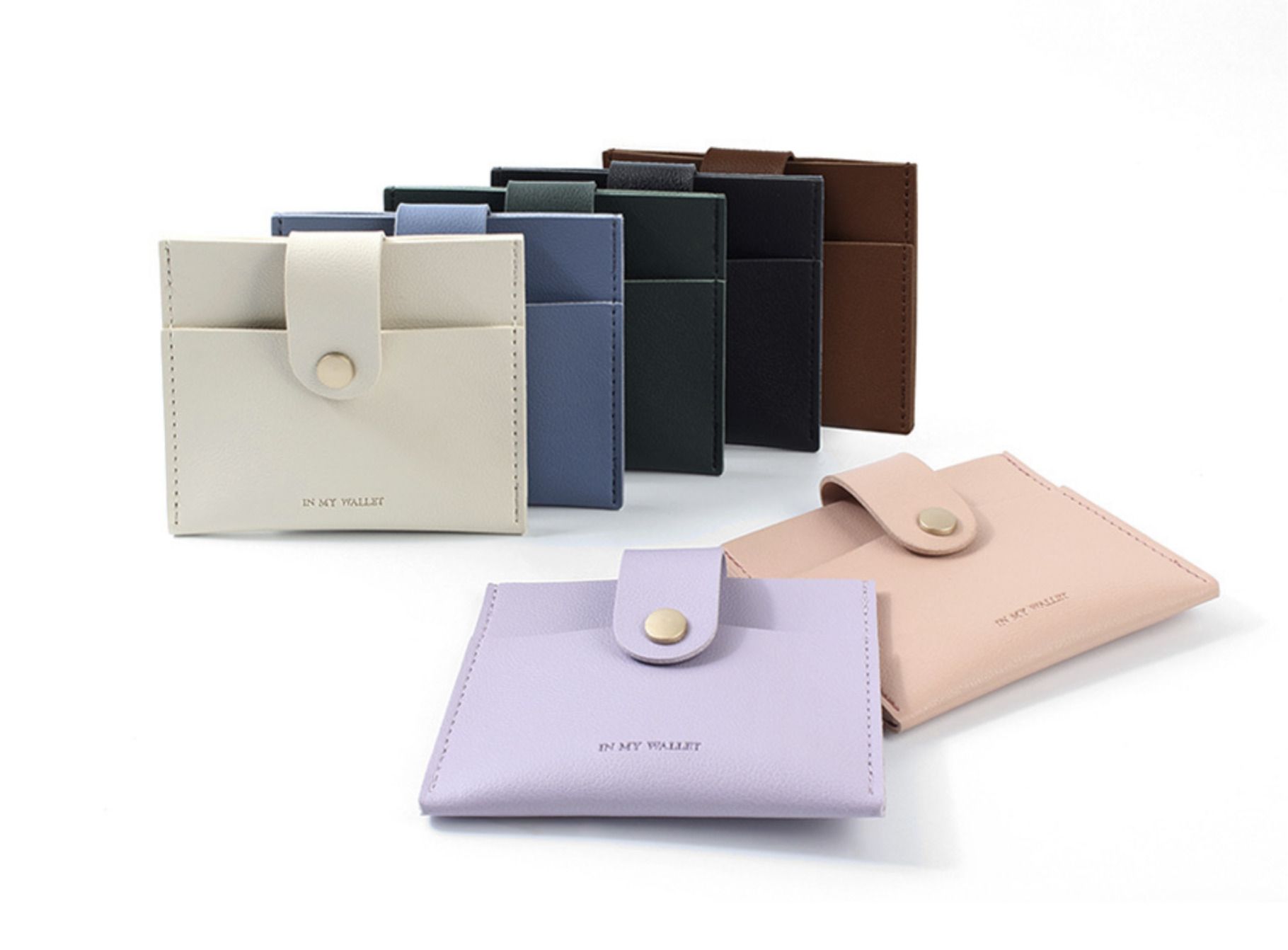 MochiThings: Simple Button Half Wallet