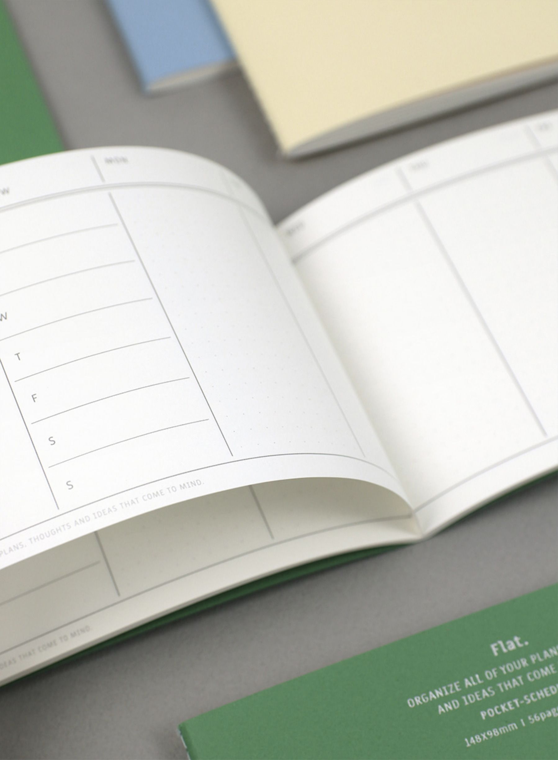 MochiThings: Flat Semi Year Weekly Pocket Scheduler