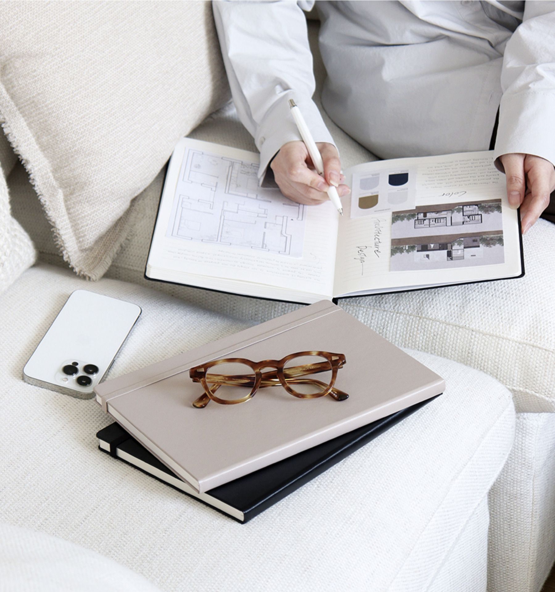 MochiThings: Prism B5 Band Lined Notebook