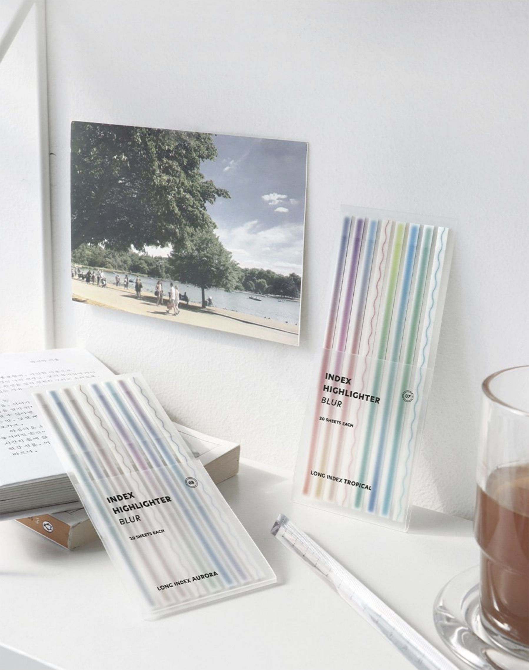 MochiThings: Long Blur Index Highlighter Sticky Note